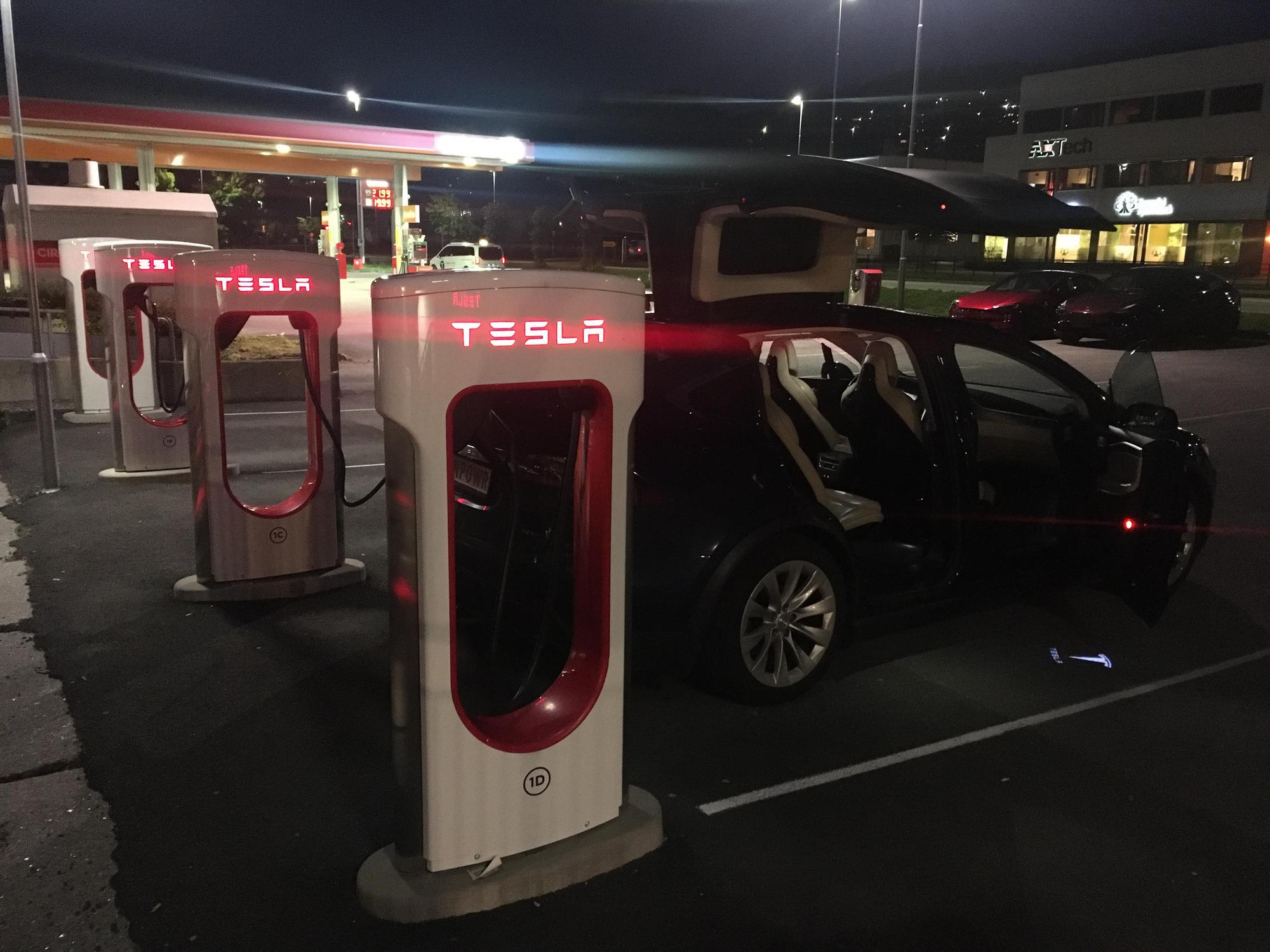 Tesla Service Center Molde | Molde, Møre og Romsdal | EV Station