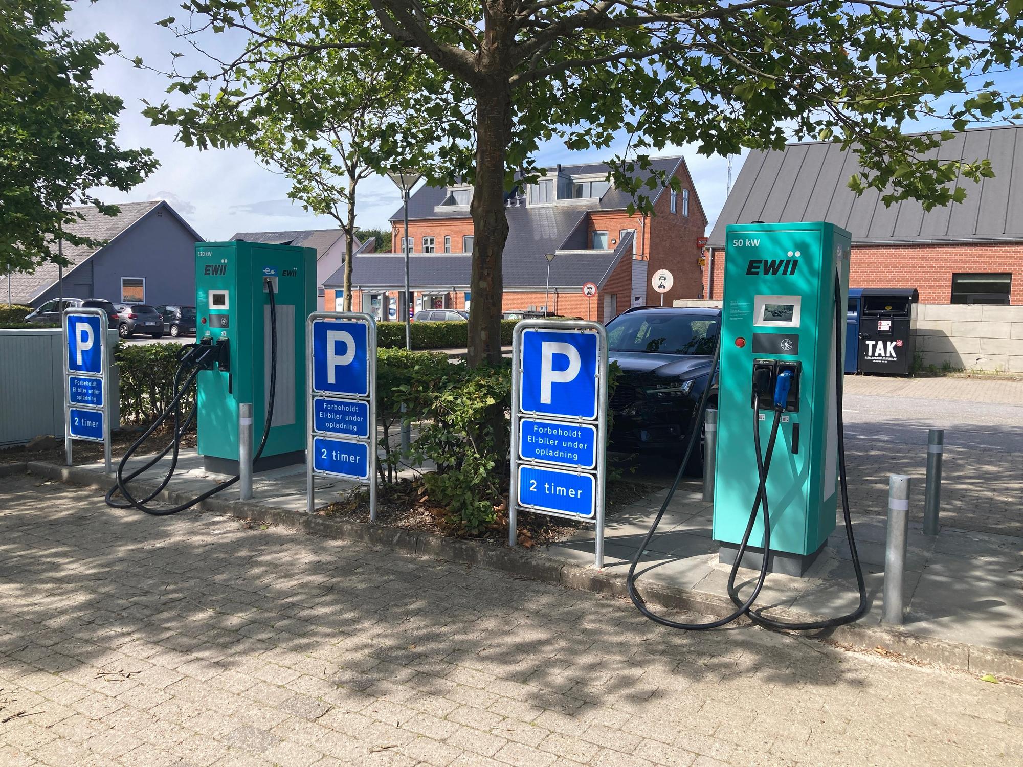 EWII Lynlader | Østergade 3, 8382 Hinnerup, Denmark | EV Station