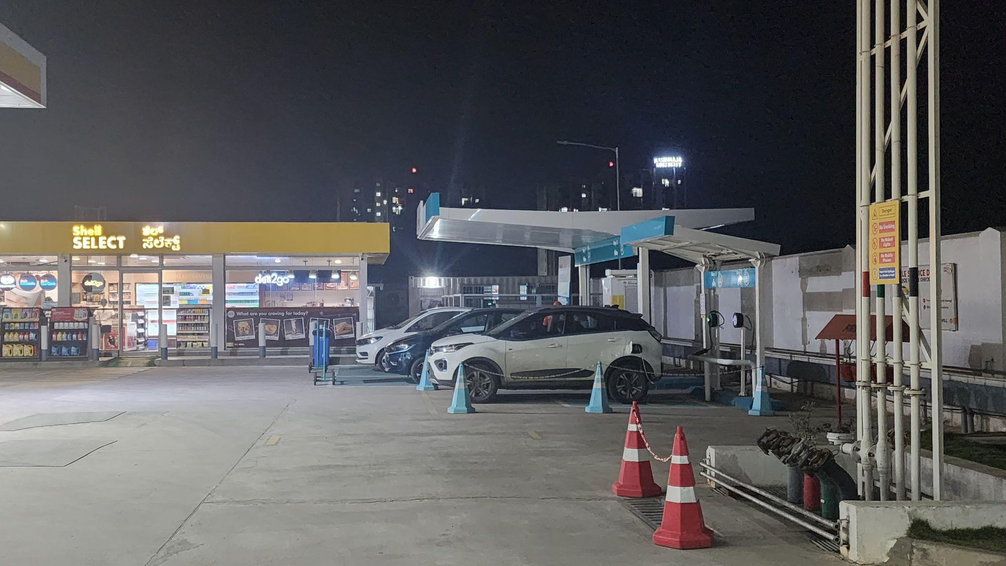 Shell select Fuel Station (120kw) | Southegowdanahalli, KA | EV Station