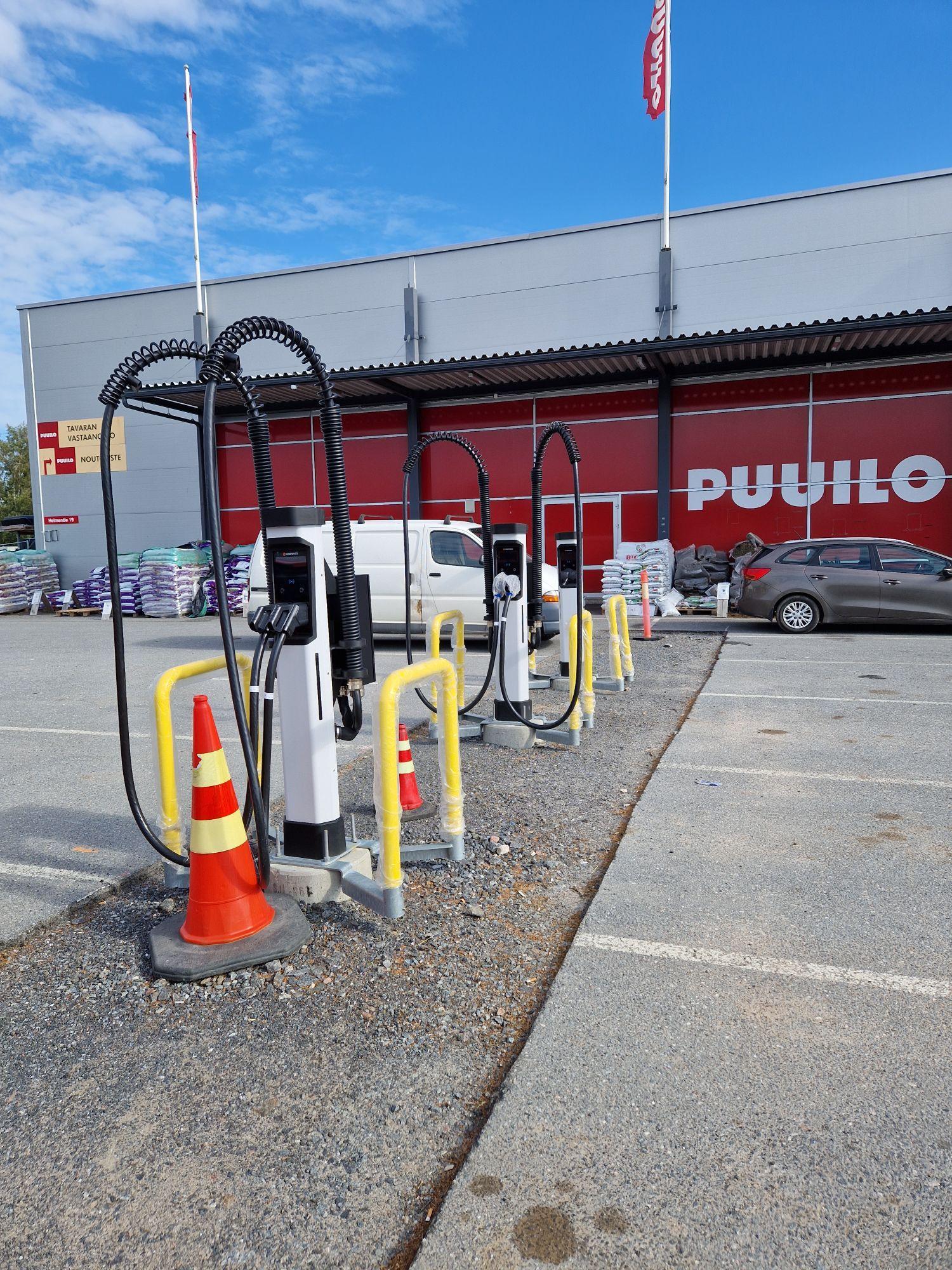 Puuilo Oy, Helen | Pori, Satakunta | EV Station