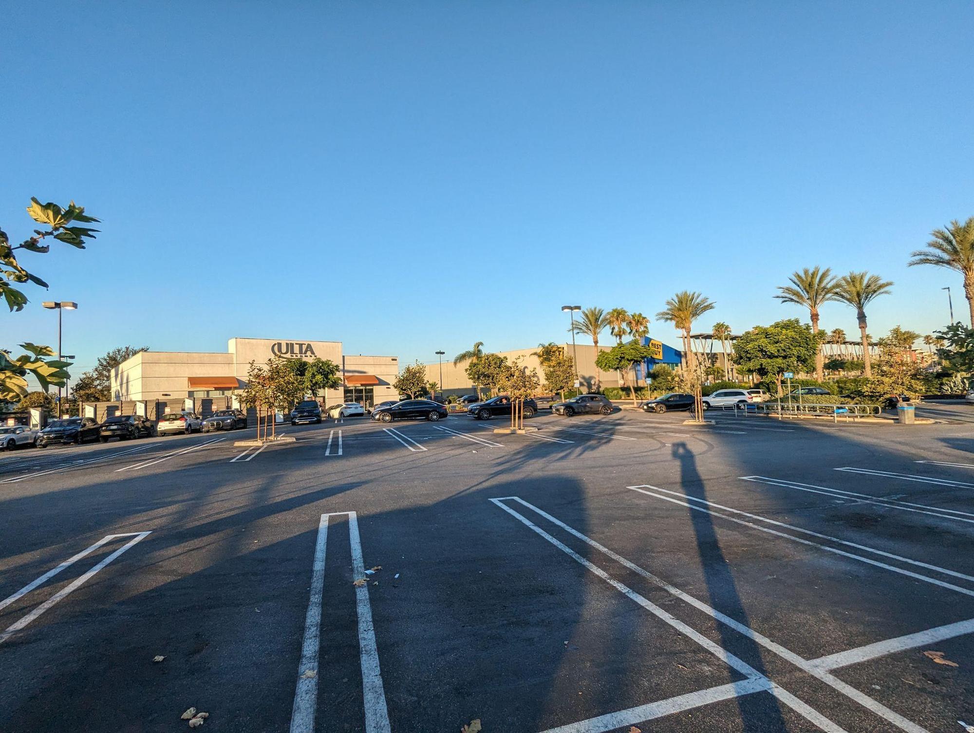 Walmart Superstore Burbank | Burbank, CA | EV Station