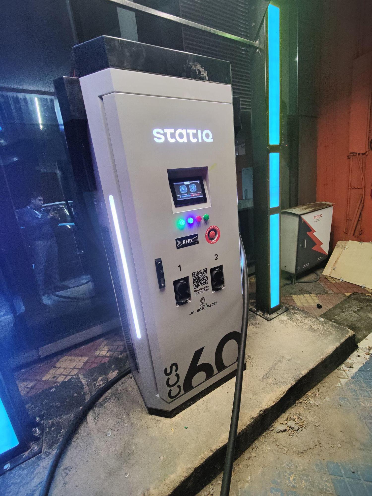 Statiq Hub @ Moolchand Metro Station 30kWh | New Delhi, DL | EV Station