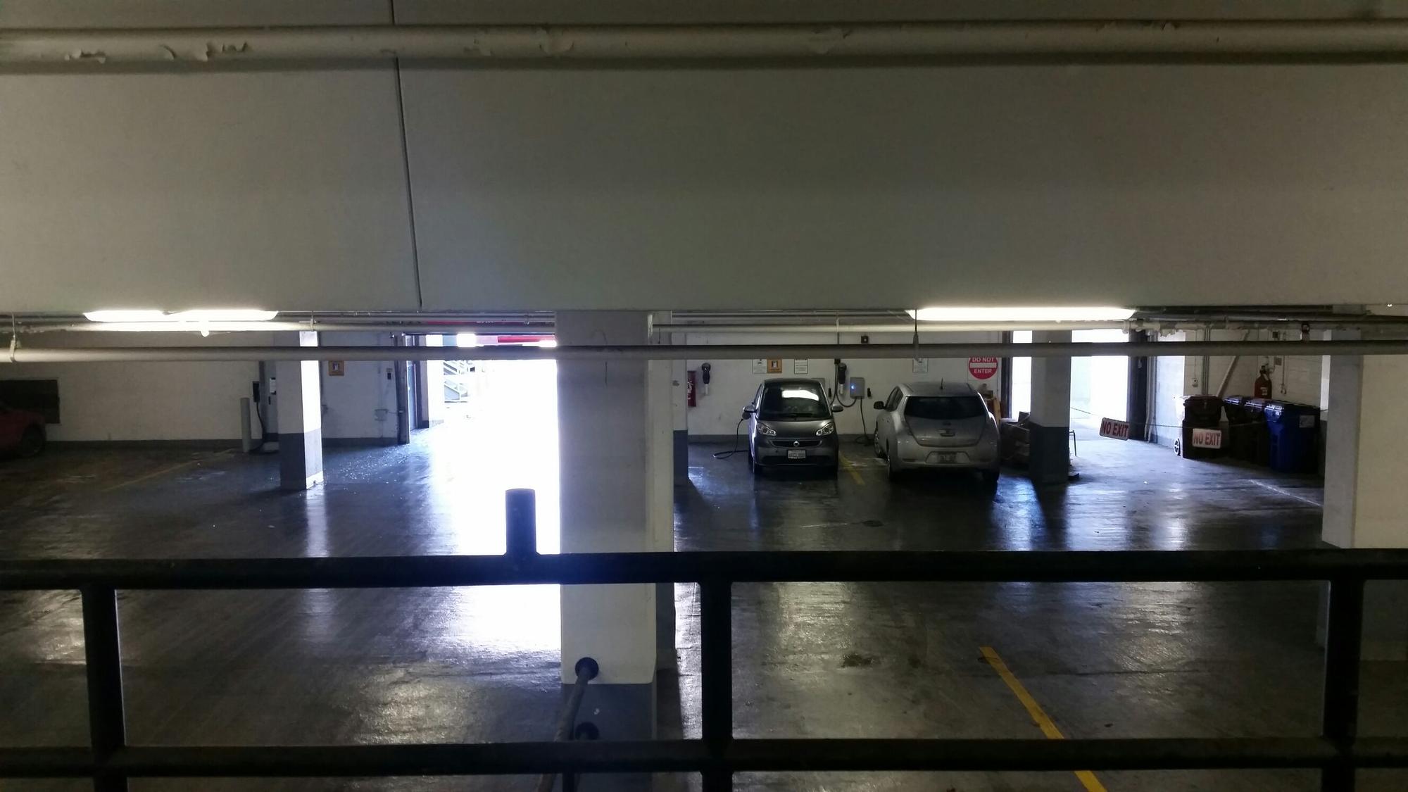 UWM - EMS Garage | Milwaukee, WI | EV Station