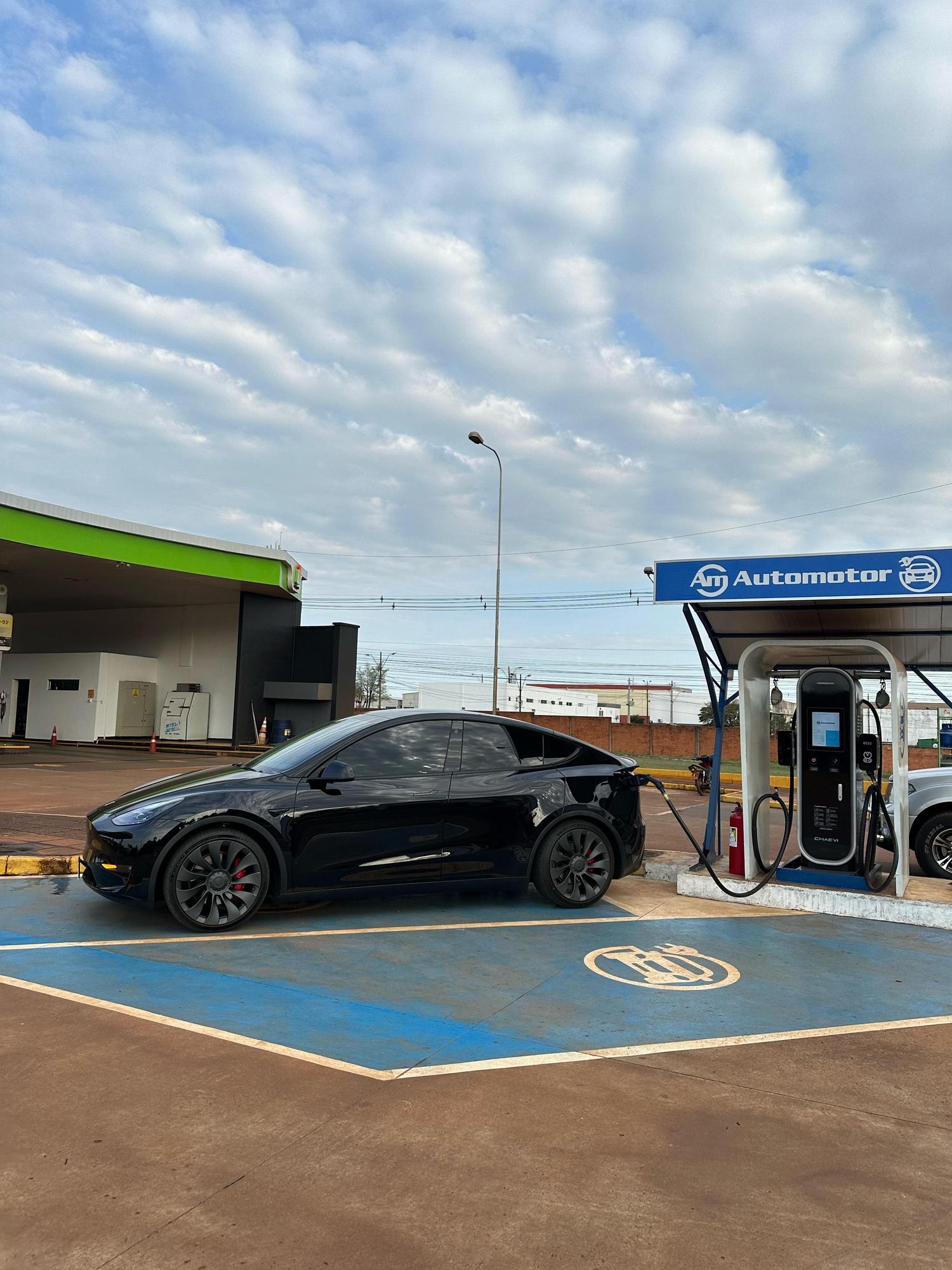 Integral Service Station | CDE, Alto Paraná | EV Station