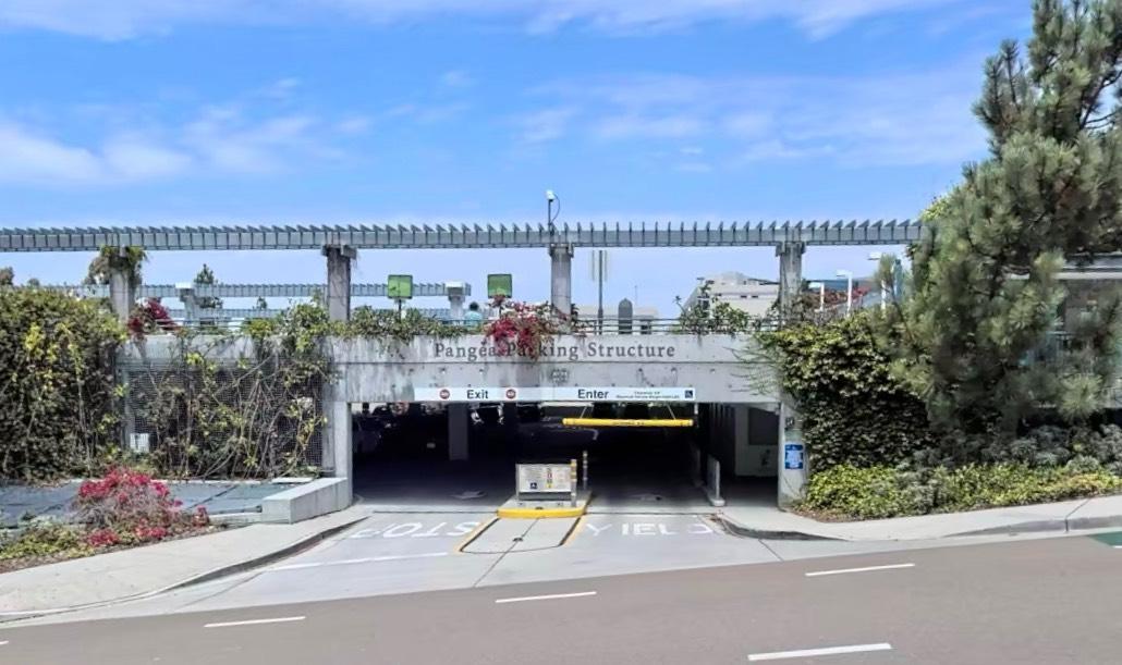 UCSD - Pangea Parking Structure | San Diego, CA | EV Station