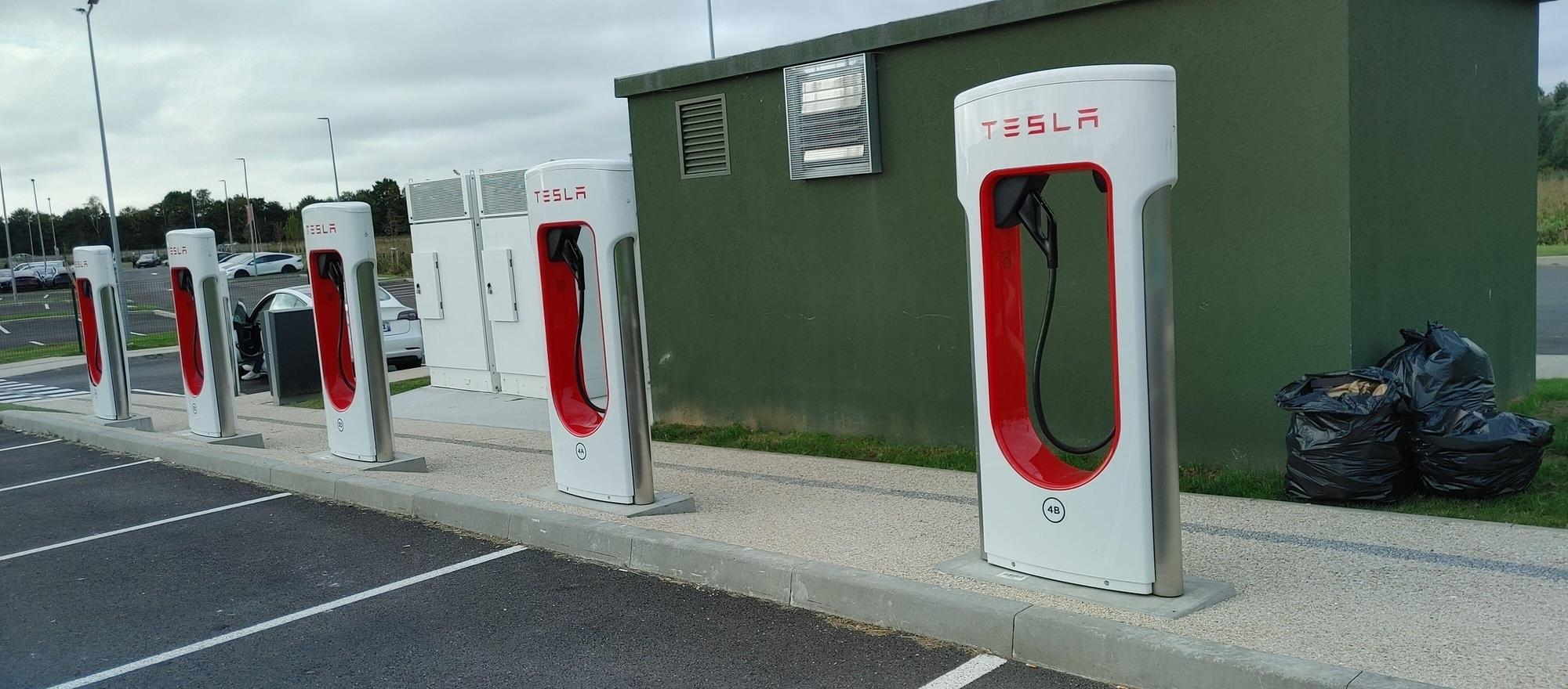 Centre Tesla Paris - Val D’Europe | Bailly-Romainvilliers, IDF | EV Station