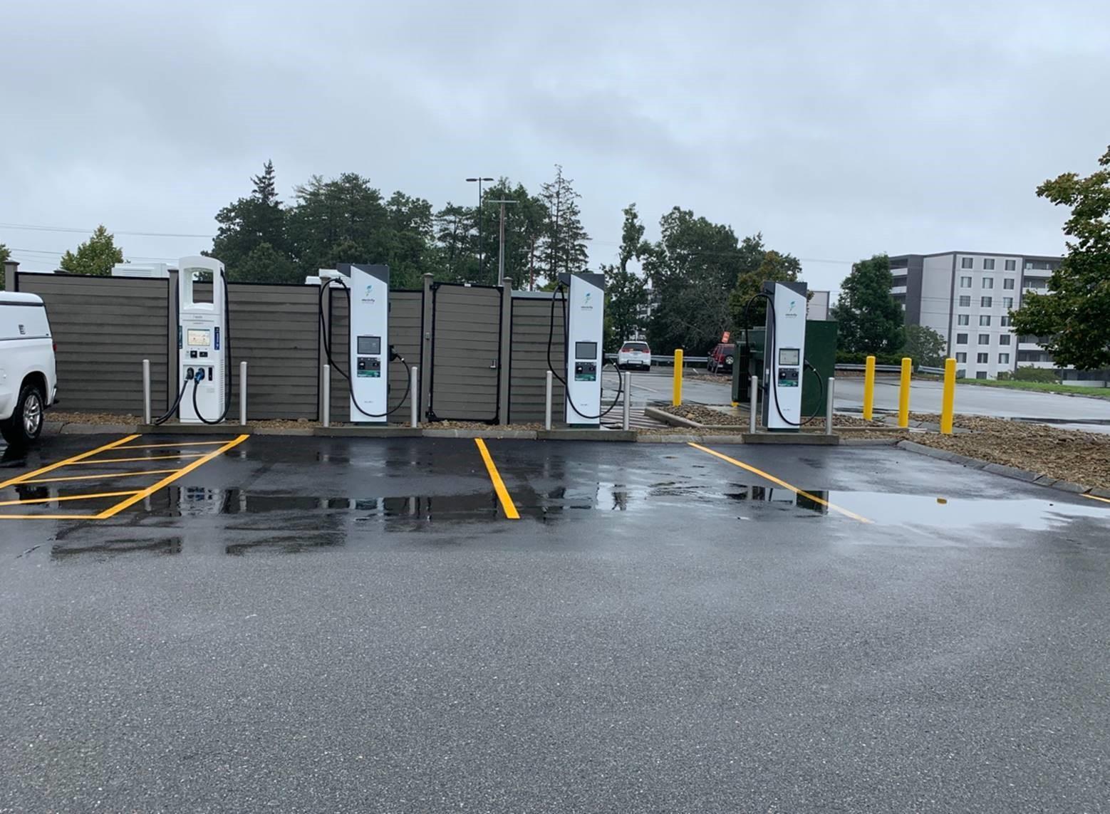 Walmart Supercenter | Northborough, MA | EV Station