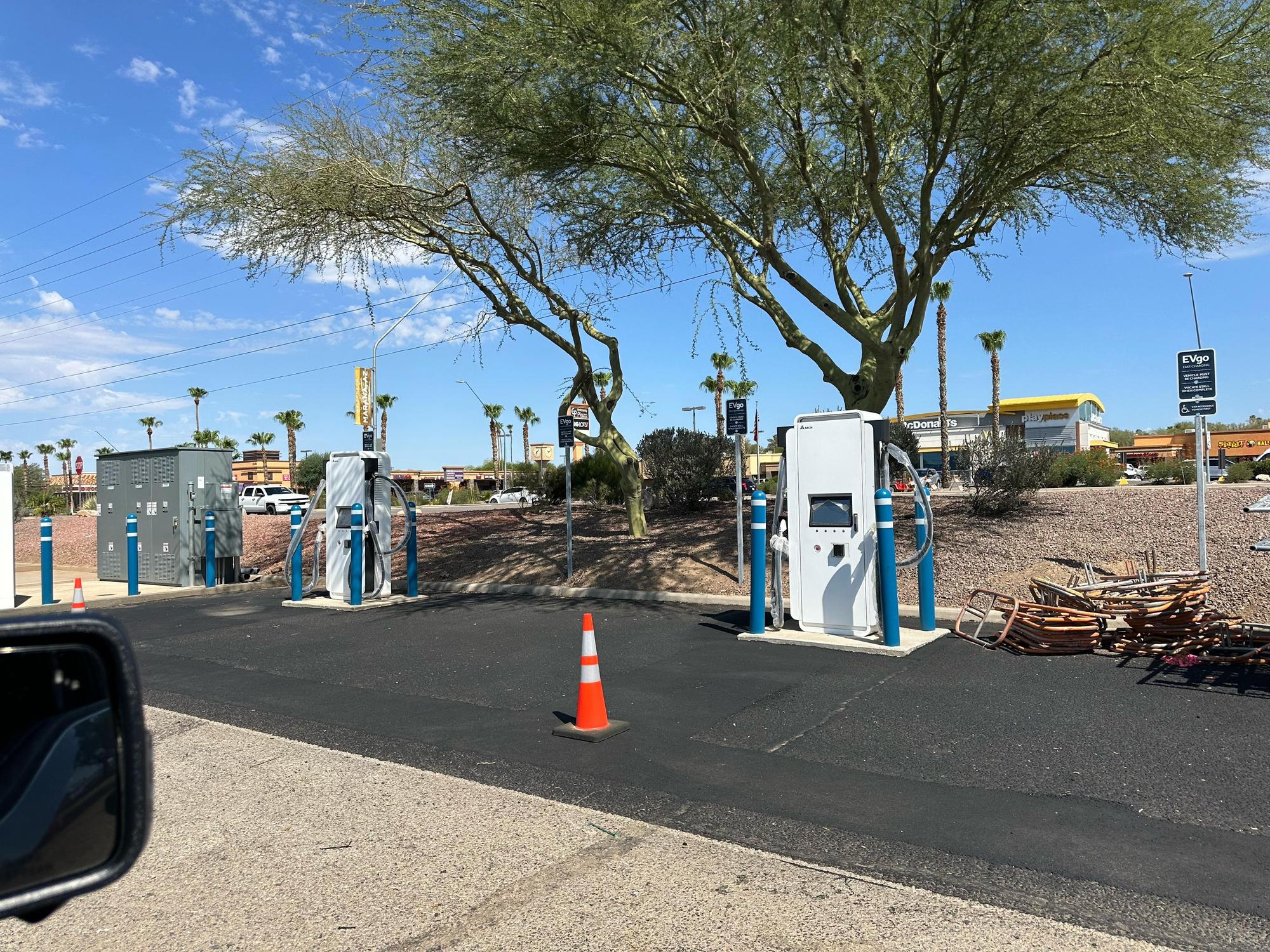 Thornydale Plaza - Target | Tucson, AZ | EV Station