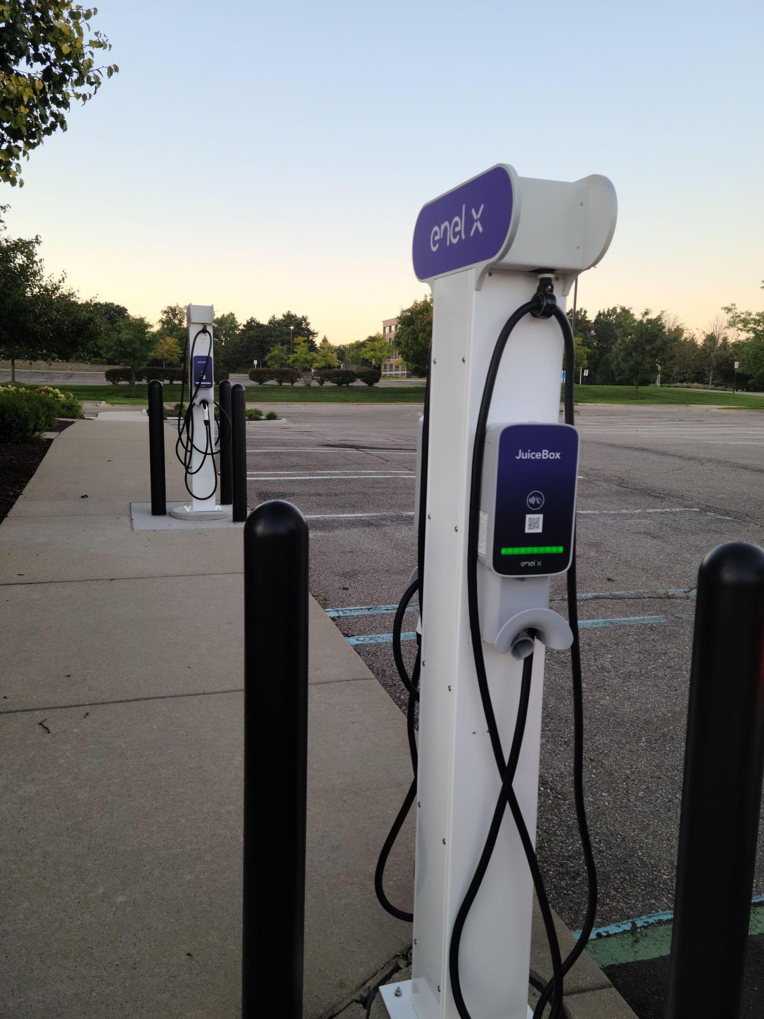 INFINEON OFF NETWORK 1 | Livonia, MI | EV Station