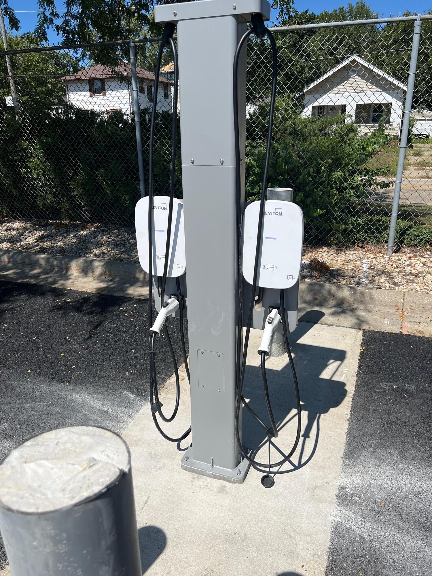 Collins Aerospace -Plant 1 | Rockford, IL | EV Station