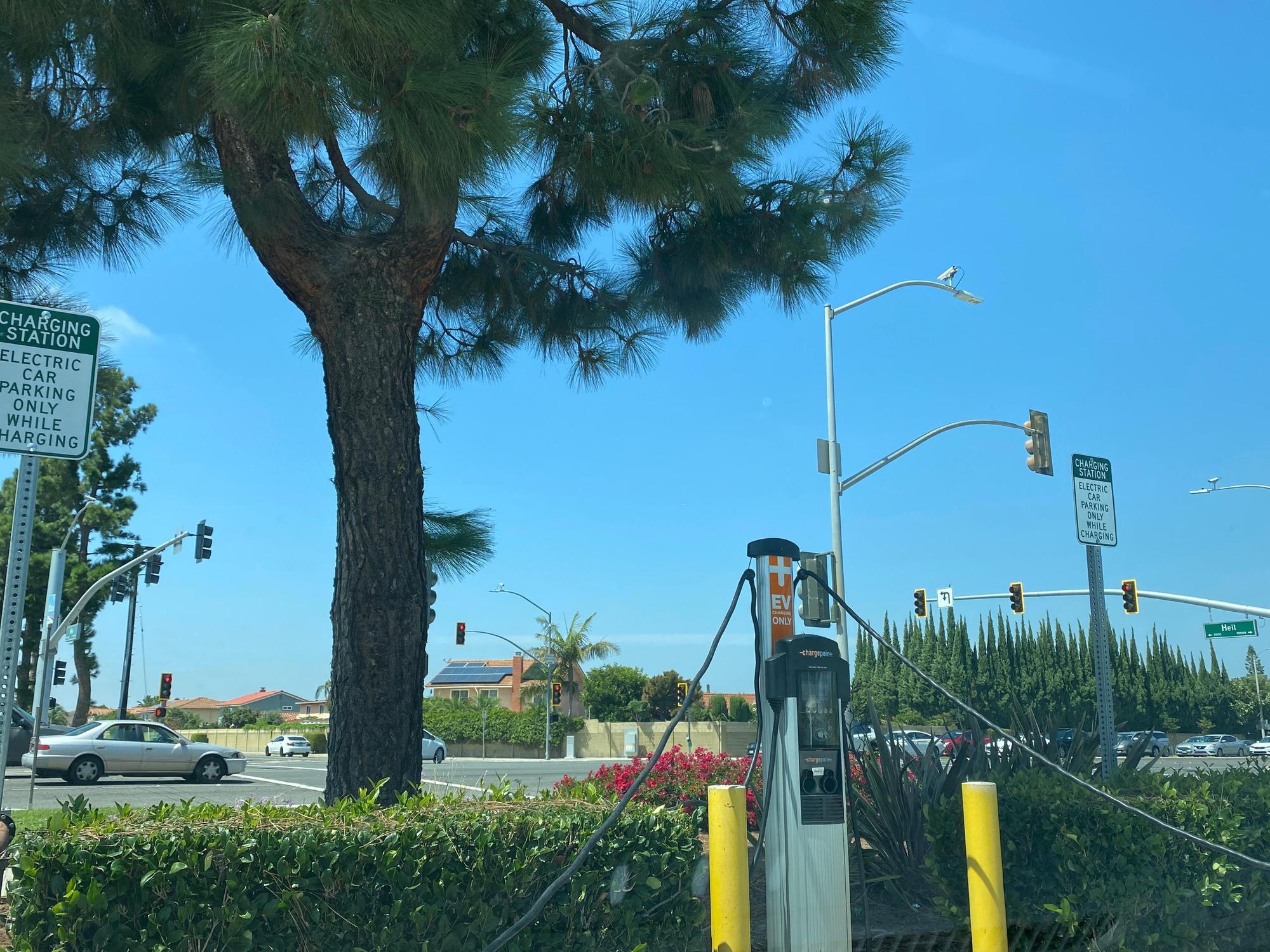 The Fountain Valley Recreation Center and Sports Park | Fountain Valley ...