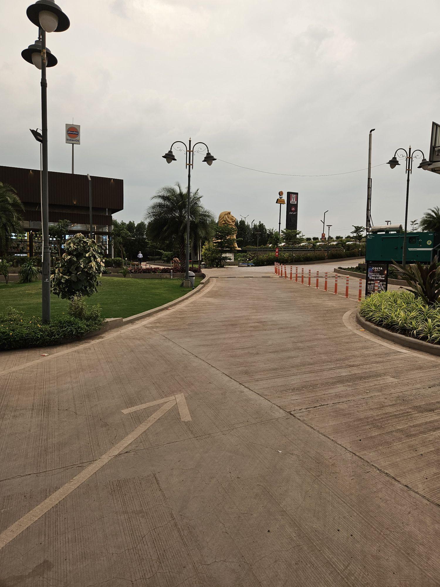 McDonald's Viraj Junction | Koganoli, KA | EV Station