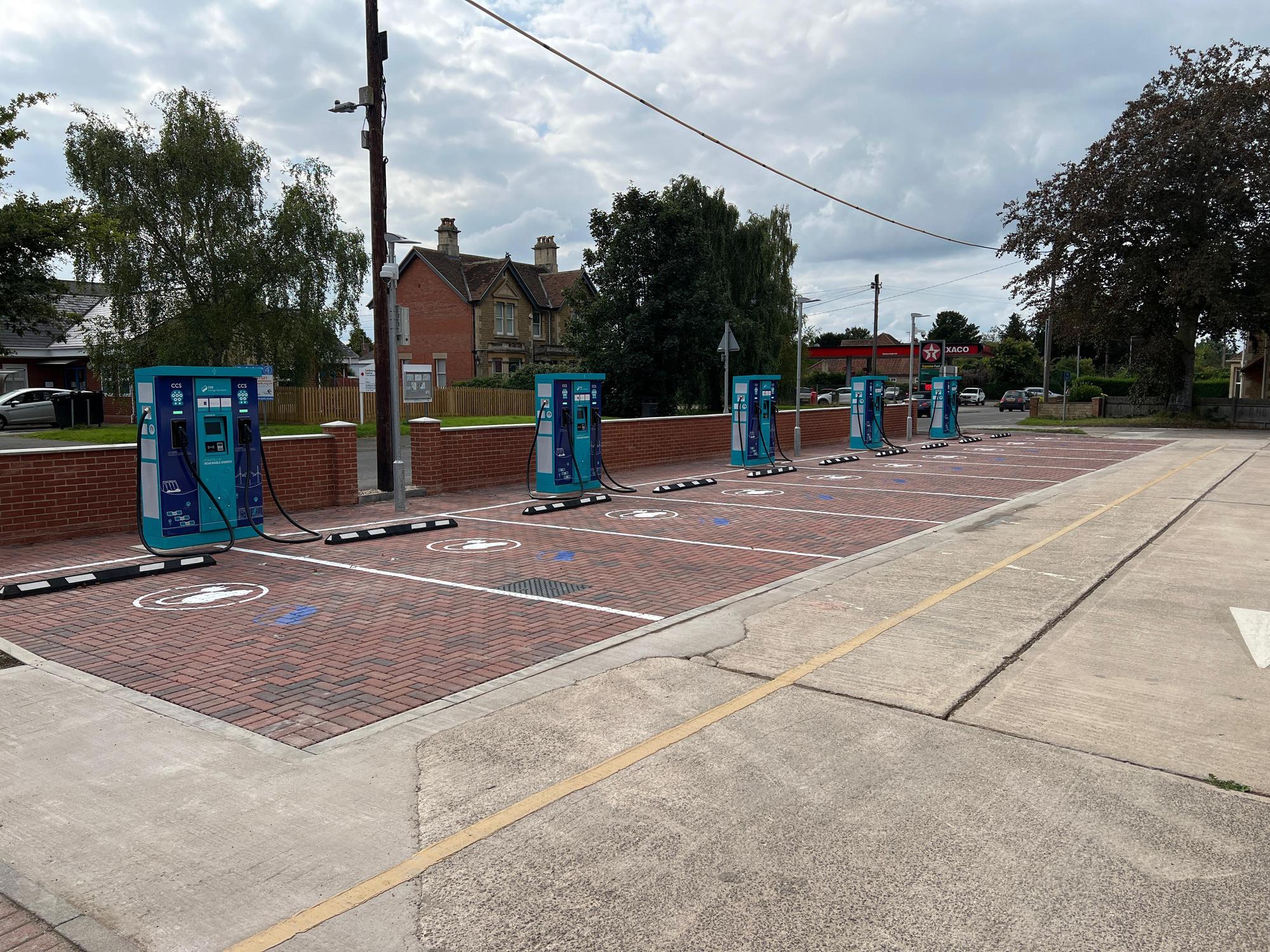 SSE Energy Solutions | 61 Spa Road, Melksham, SN12 7NY, UK | EV Station