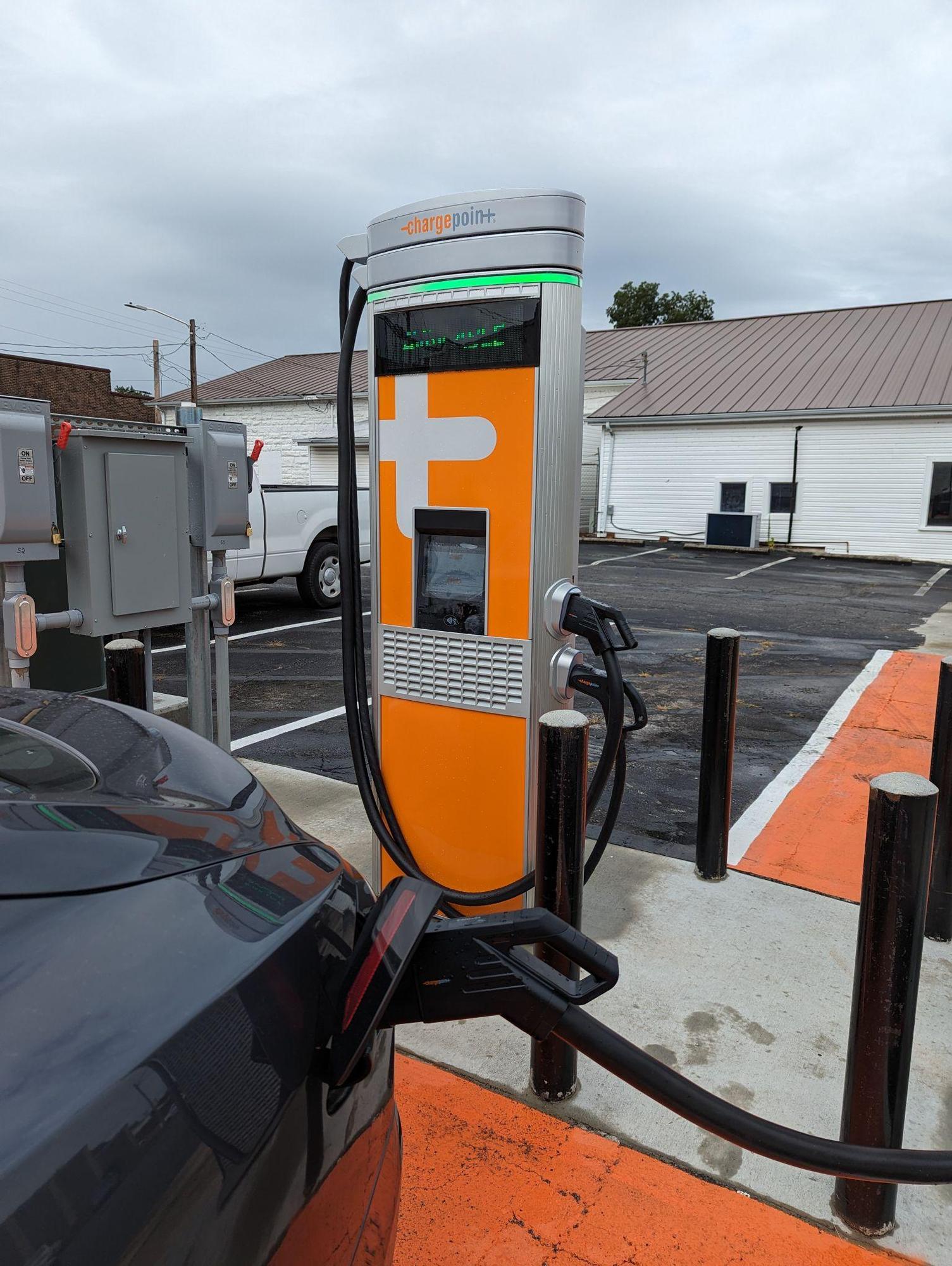 ChargePoint DC Fast Charger - Downtown Tuscumbia | Tuscumbia, AL | EV ...