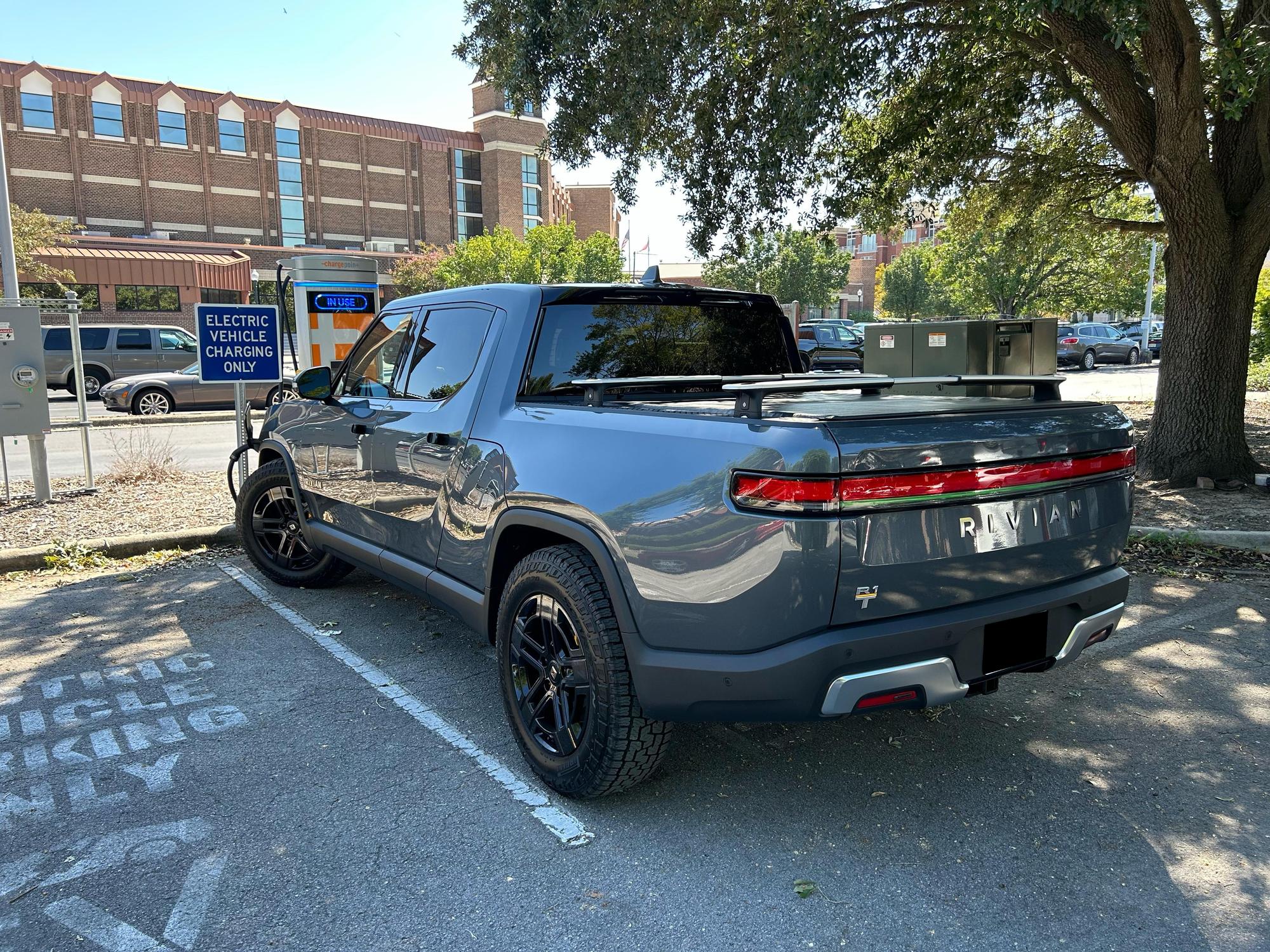 Rich Rebuilds Driving from NJ to NC in his new Rivian R1T — Keeping it ...