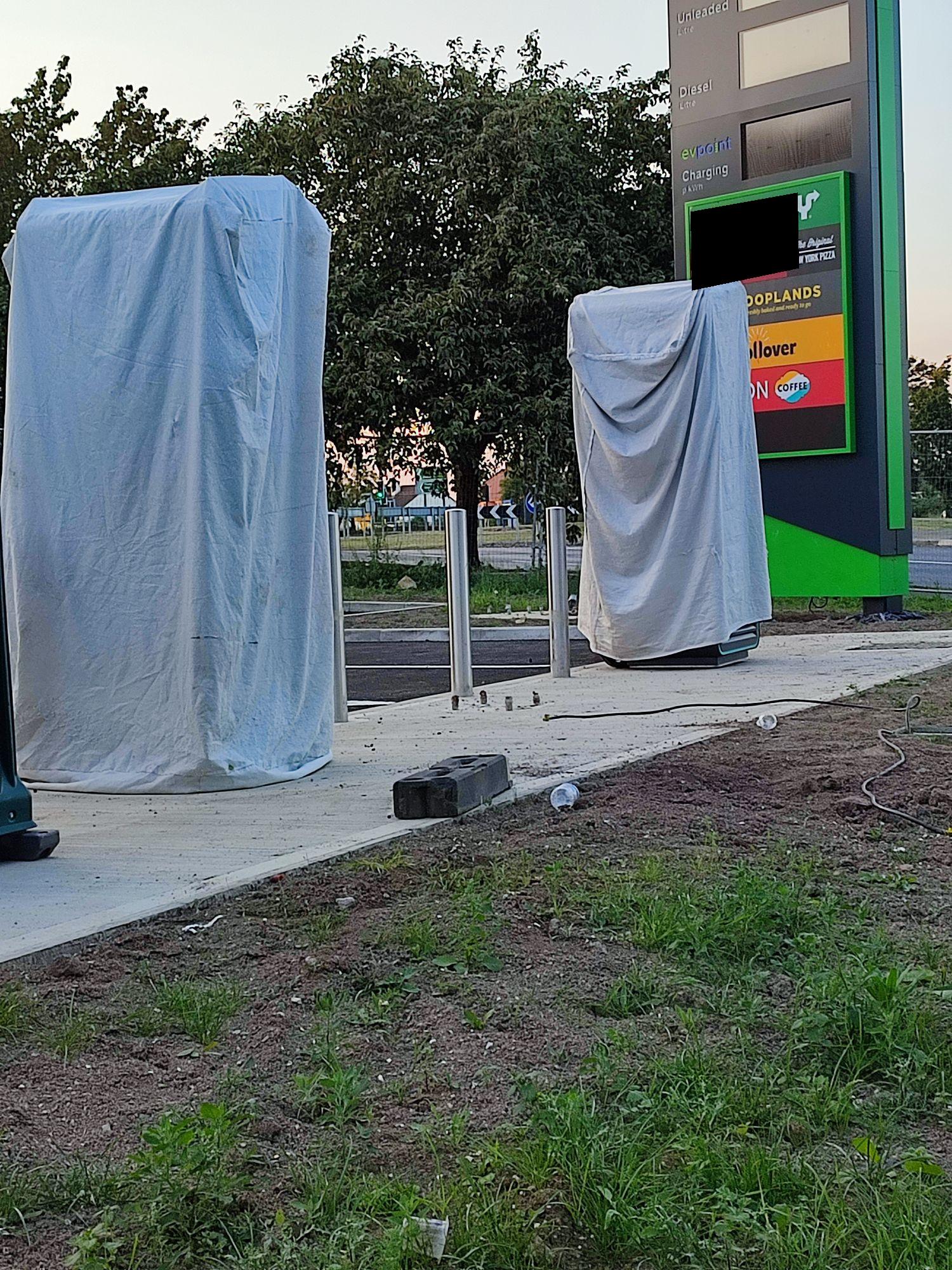 Euro Garages Ogden Road Services | GWW9+35 Doncaster, UK | EV Station