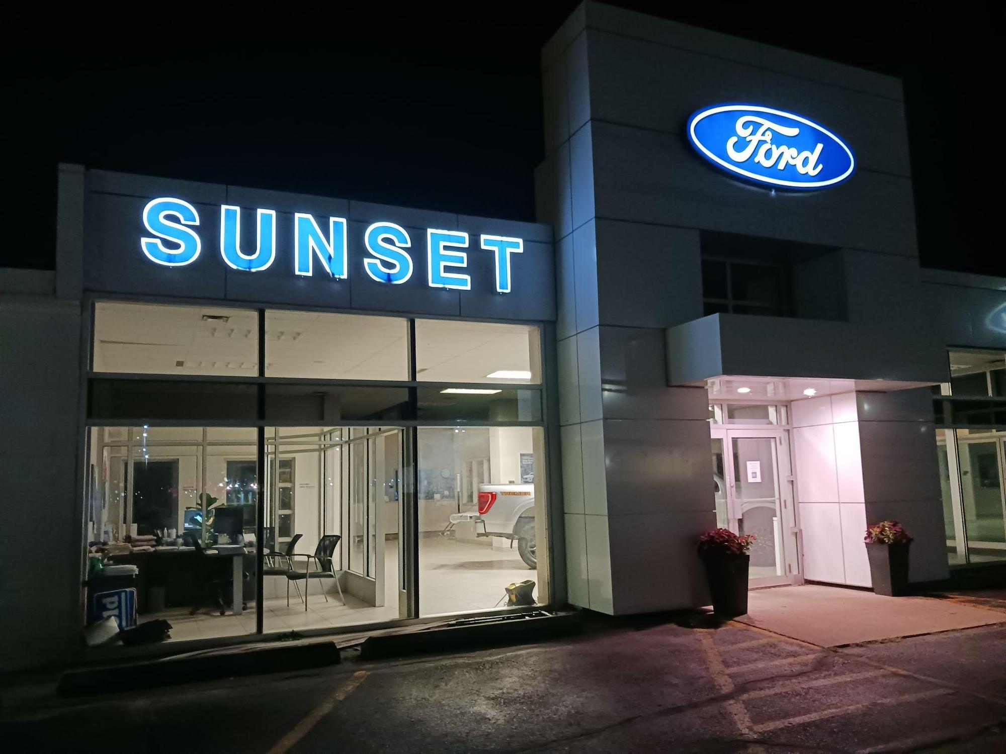 Sunset Ford Chargepoint | Fort Frances, ON | EV Station