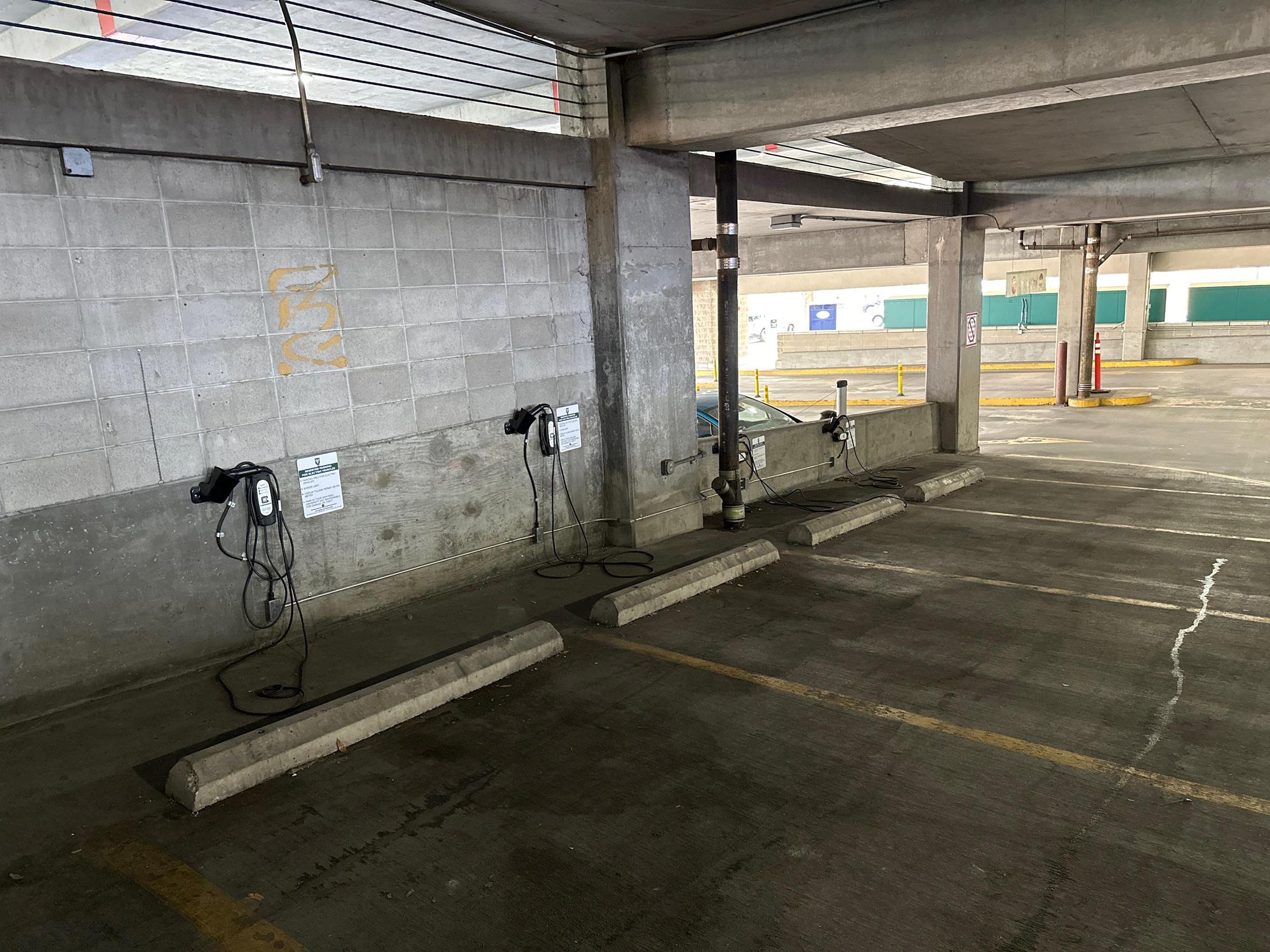 Diboll Complex Parking Garage (2) | New Orleans, LA | EV Station