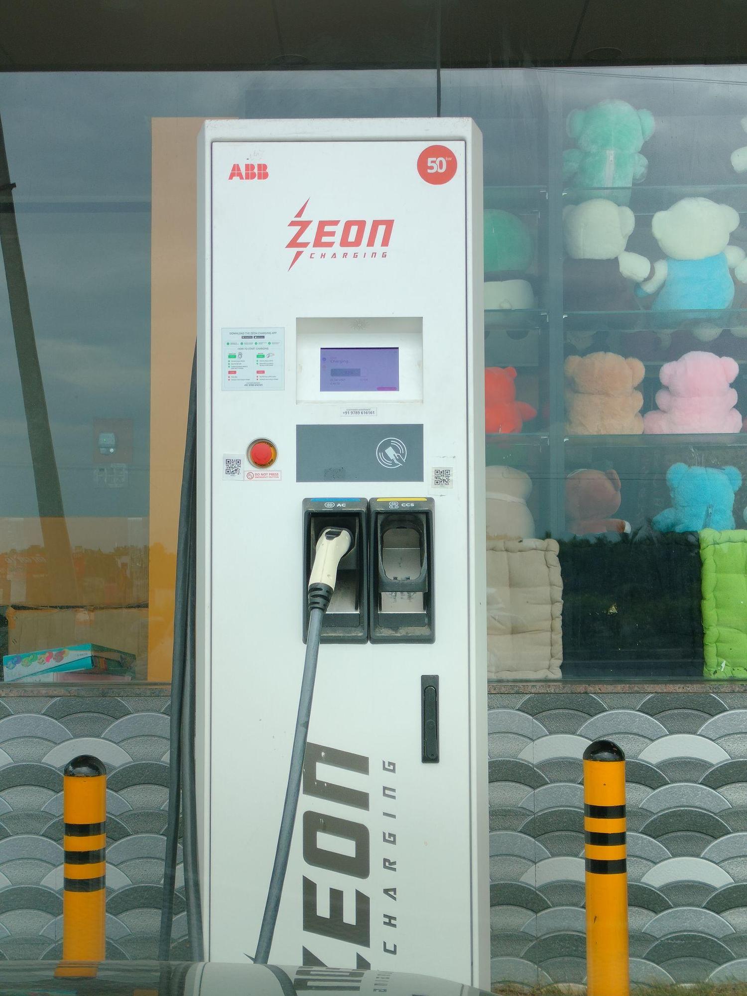 Zeon Charging - Fast charger DC 120kW Dual CCS 2 gun Charger | Aasai ...