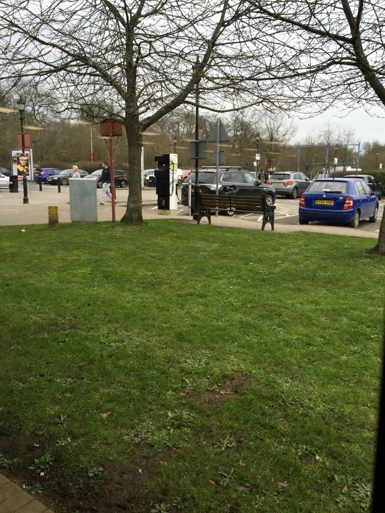 Clacket Lane Eastbound Services M25 | Tatsfield, England | EV Station