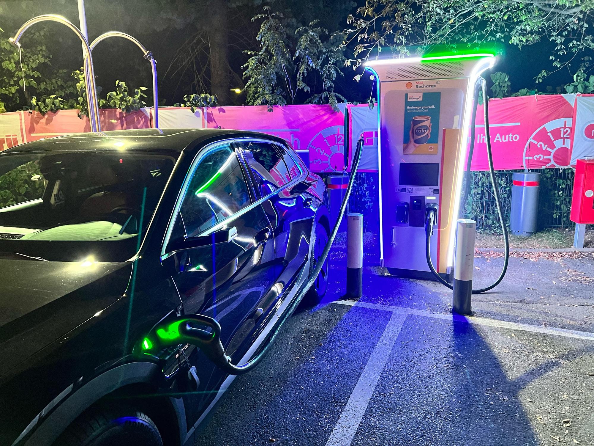 Shell Tankstelle (newmotion) | Berlin, BE | EV Station