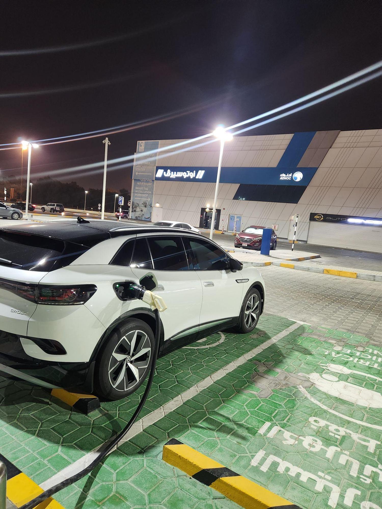 ADNOC 163 Mahawi North | أبو ظبي, أبو ظبي | EV Station