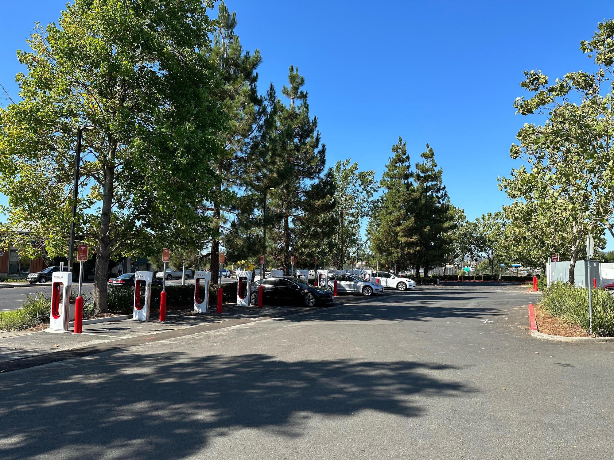Bel Air Plaza - Target (2) | Napa, CA | EV Station