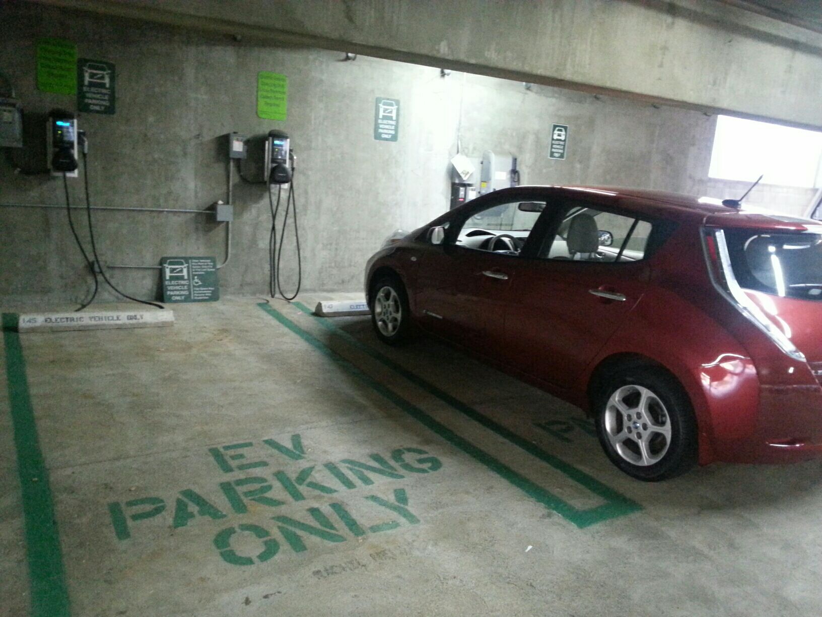 Caltech - South Wilson Garage | Pasadena, CA | EV Station