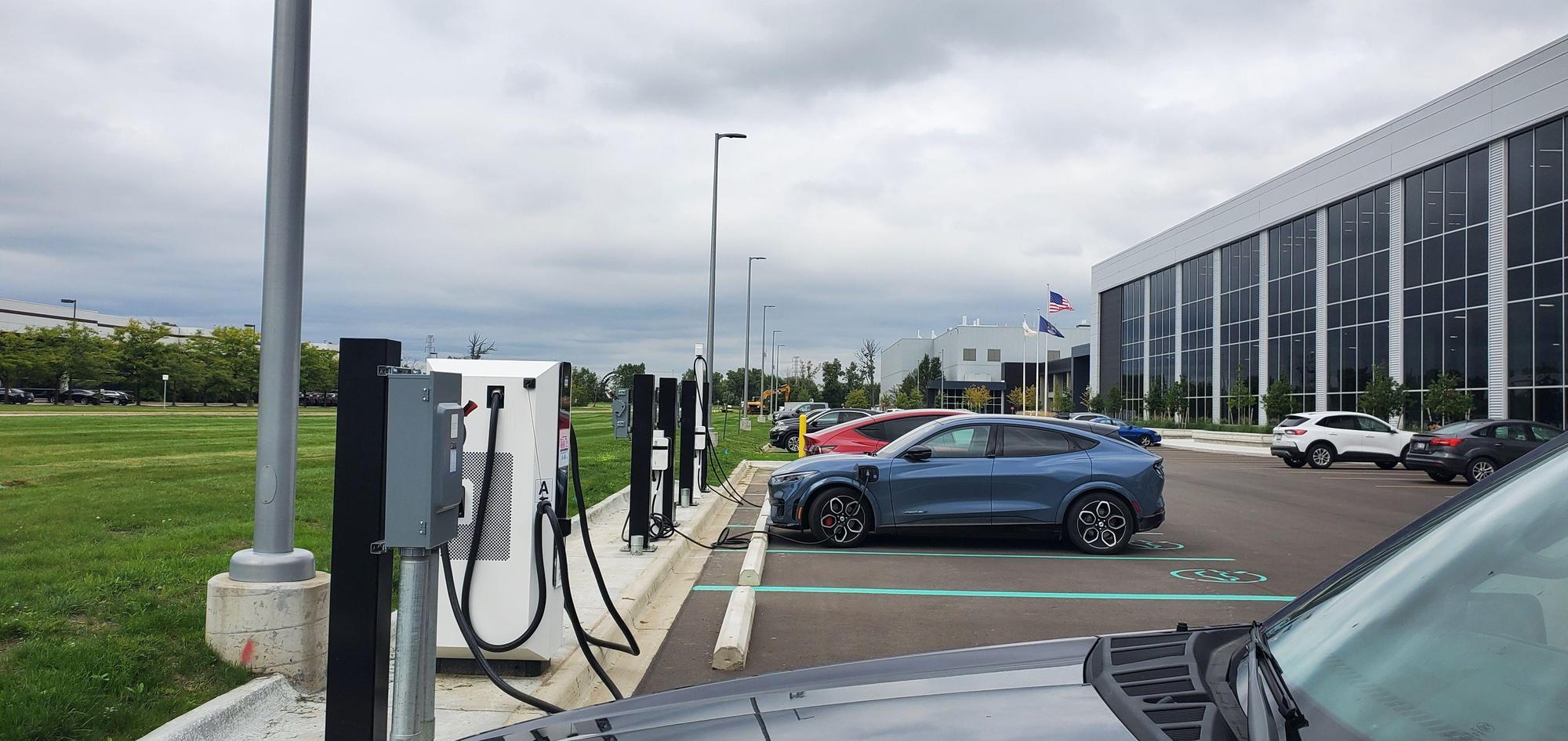 Ford Vehicle Performance & Electrification Center | Allen Park, MI | EV ...