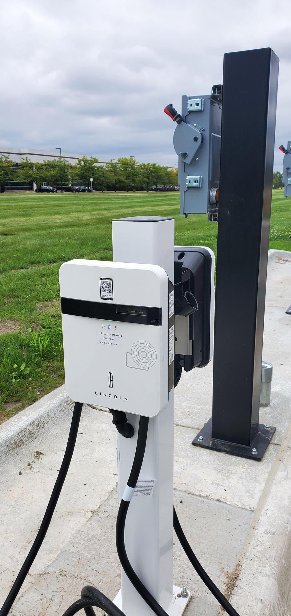 Ford Vehicle Performance & Electrification Center | Allen Park, MI | EV ...