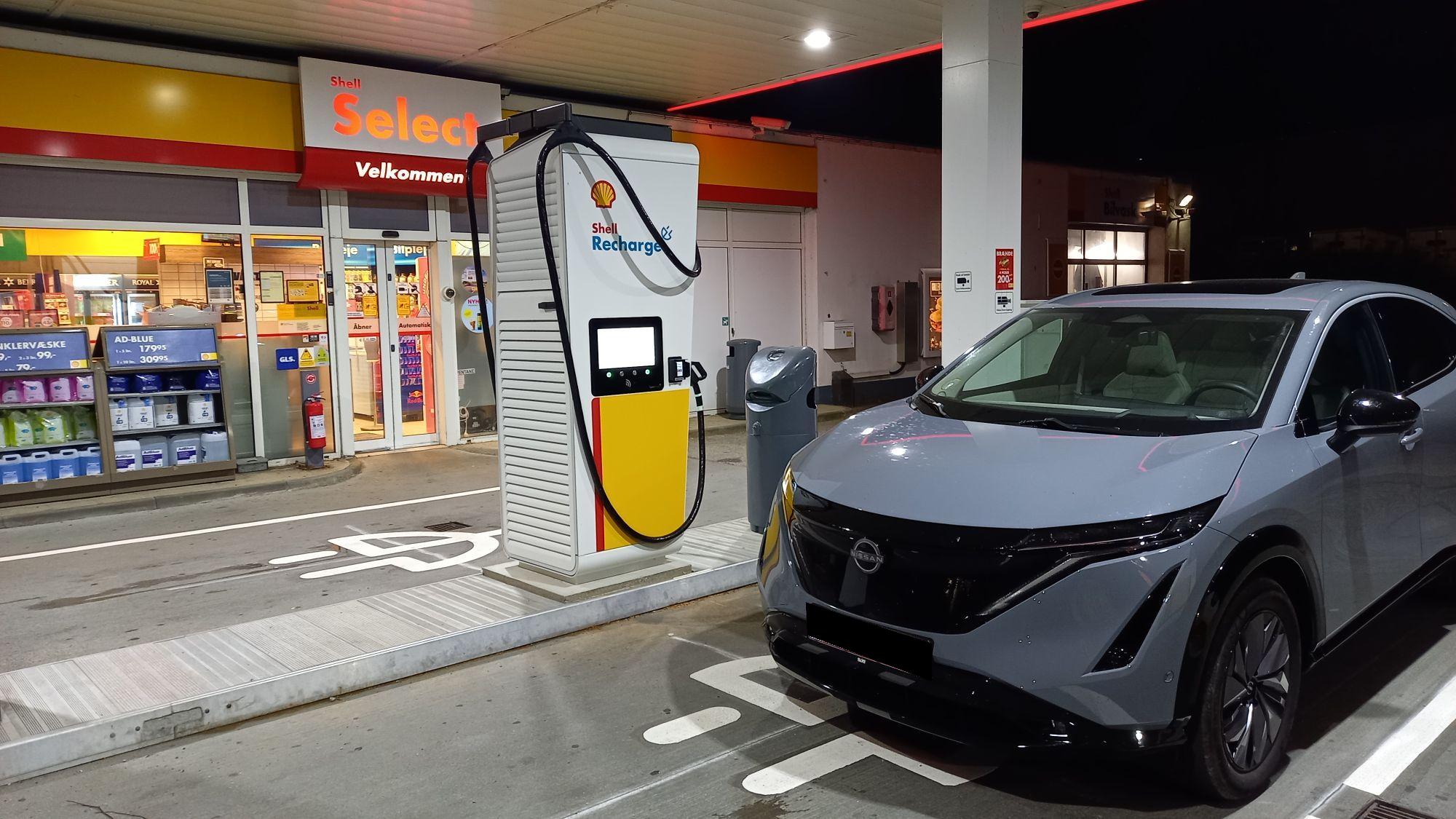 Shell - Birkerød Kongevej | Birkerød Kongevej 43, 3460 Birkerød Danmark | EV Station