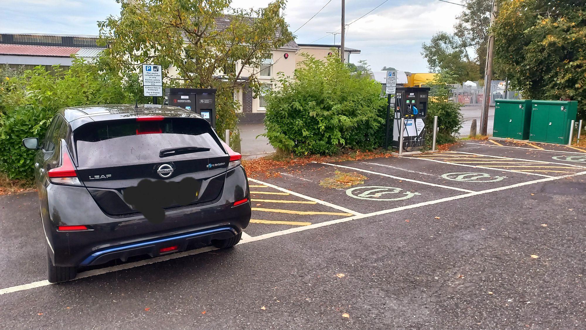 Station Terrace Car Park | 4 Teras Yr Orsaf, Llanybydder, SA40 9XX ...