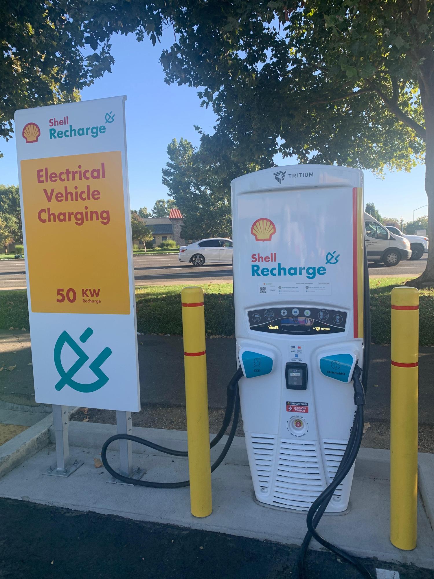 Shell Truxel Rd | Sacramento, CA | EV Station