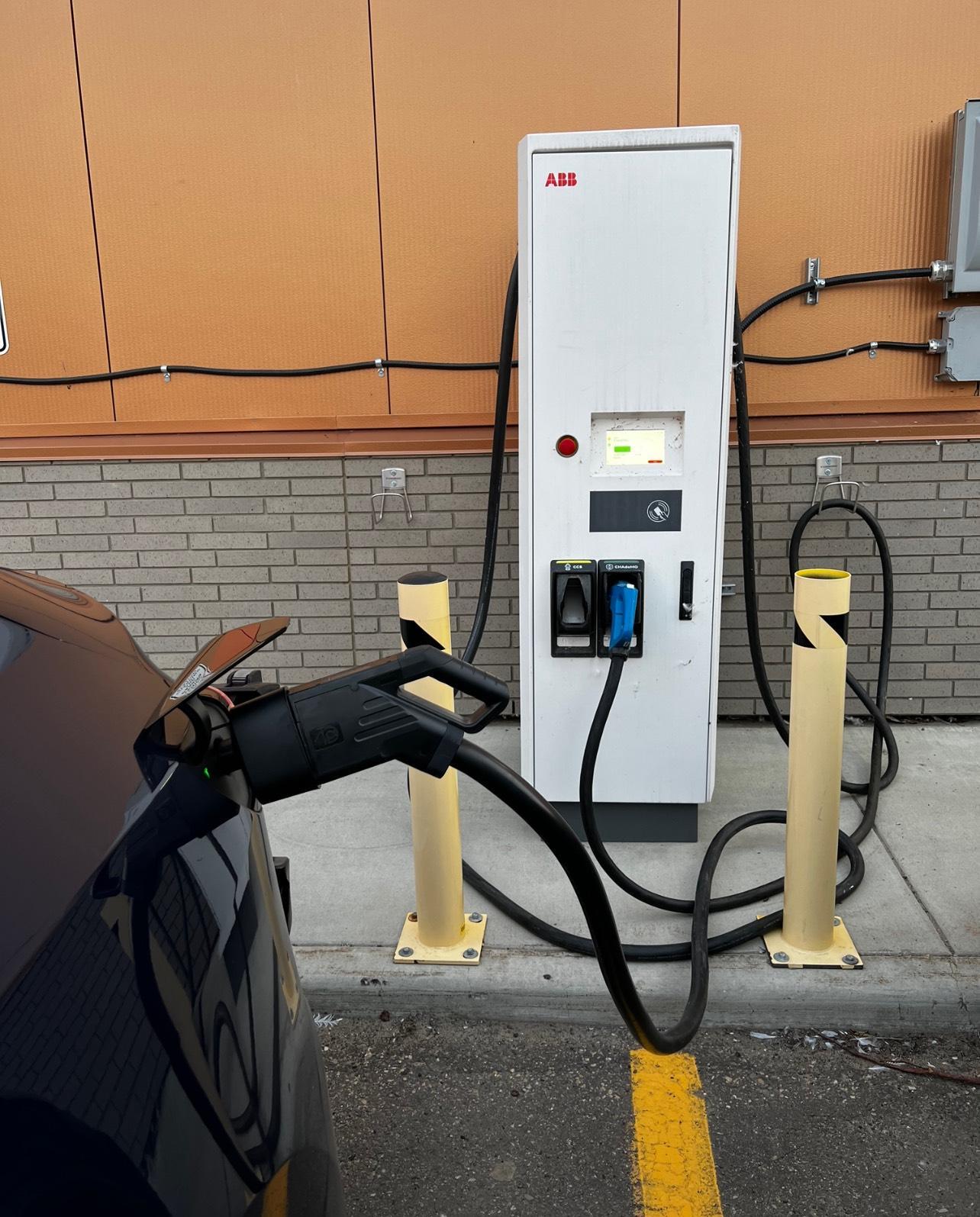 Sylvan Lake NexSource Centre | Sylvan Lake, AB | EV Station