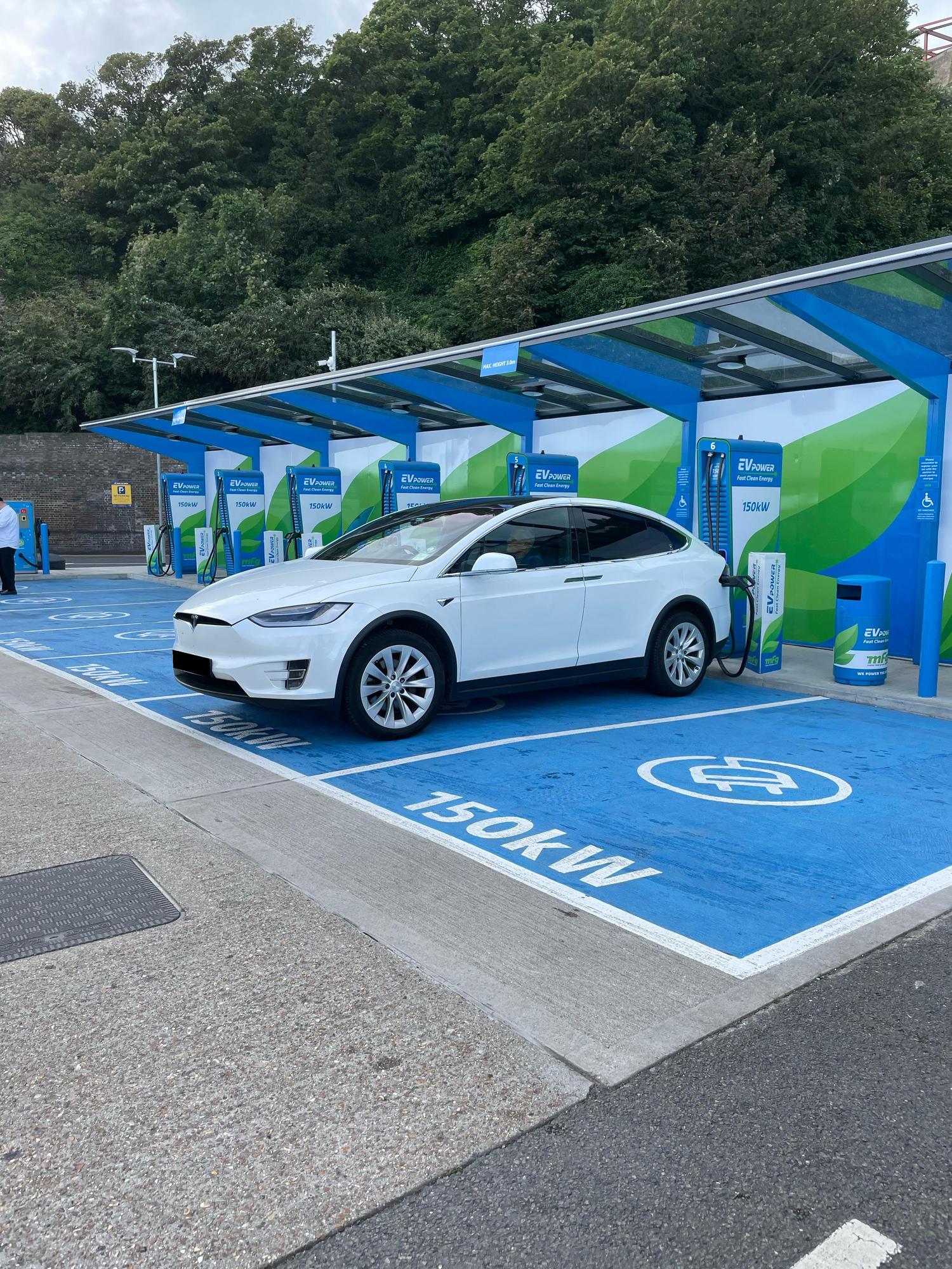 bp MFG Dover South Services | Limekiln Street, Dover, CT17 9EF, UK | EV ...