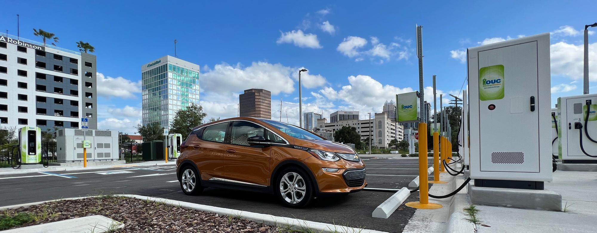 OUC Robinson ReCharge EV Hub | Orlando, FL | EV Station