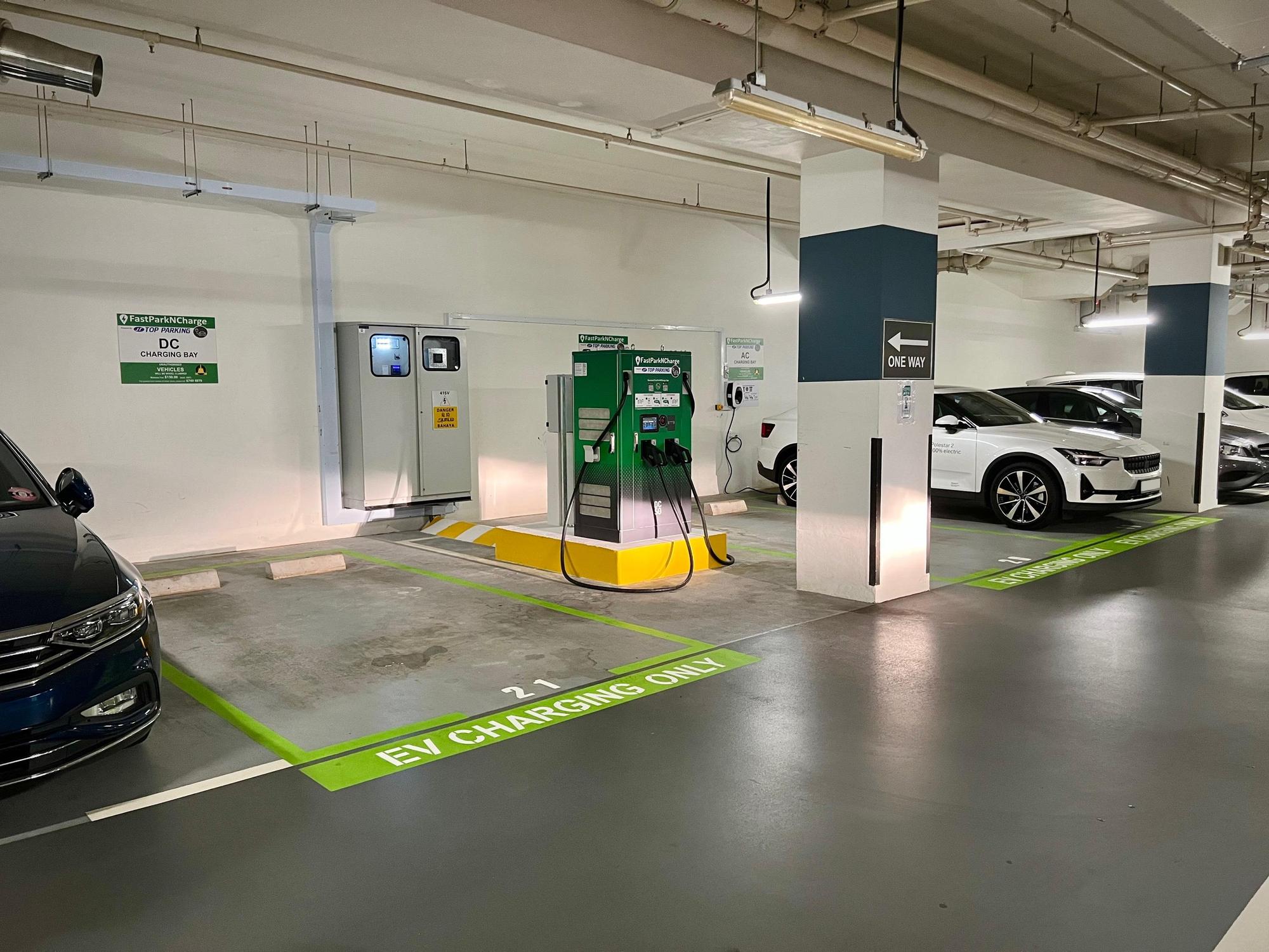 FastParkNCharge: KAP Mall | 9 King Albert Park, Singapore | EV Station