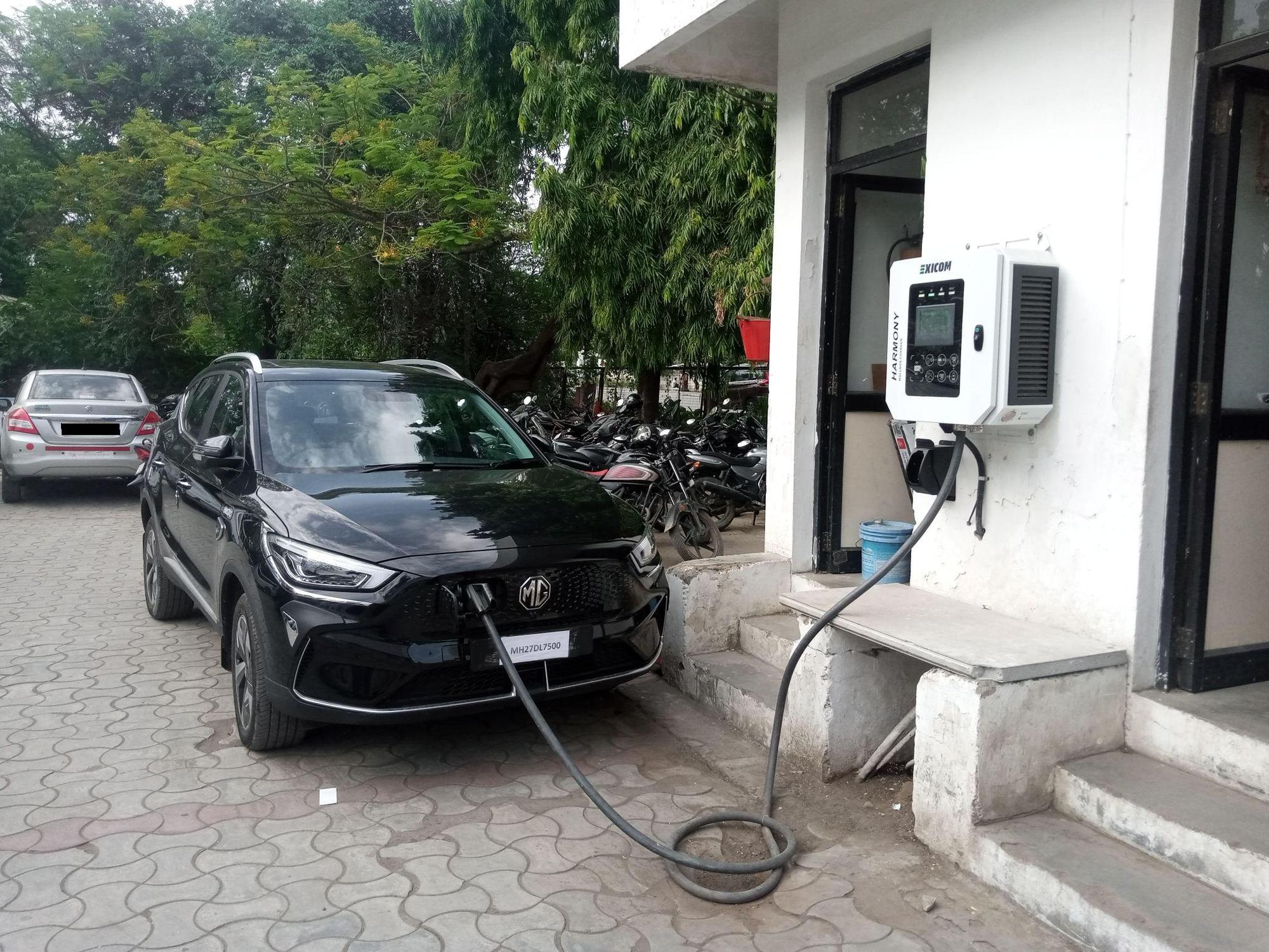 Mahindra Provincial Automobiles | Nagpur, MH | EV Station