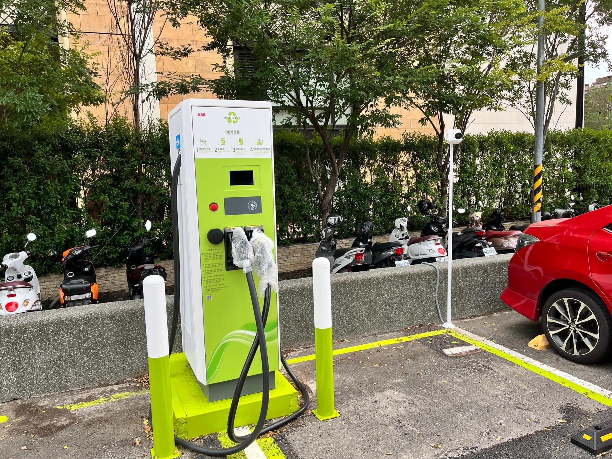 ECAR 台中朝富站 | 407台中市西屯區朝富路101號 | EV Station