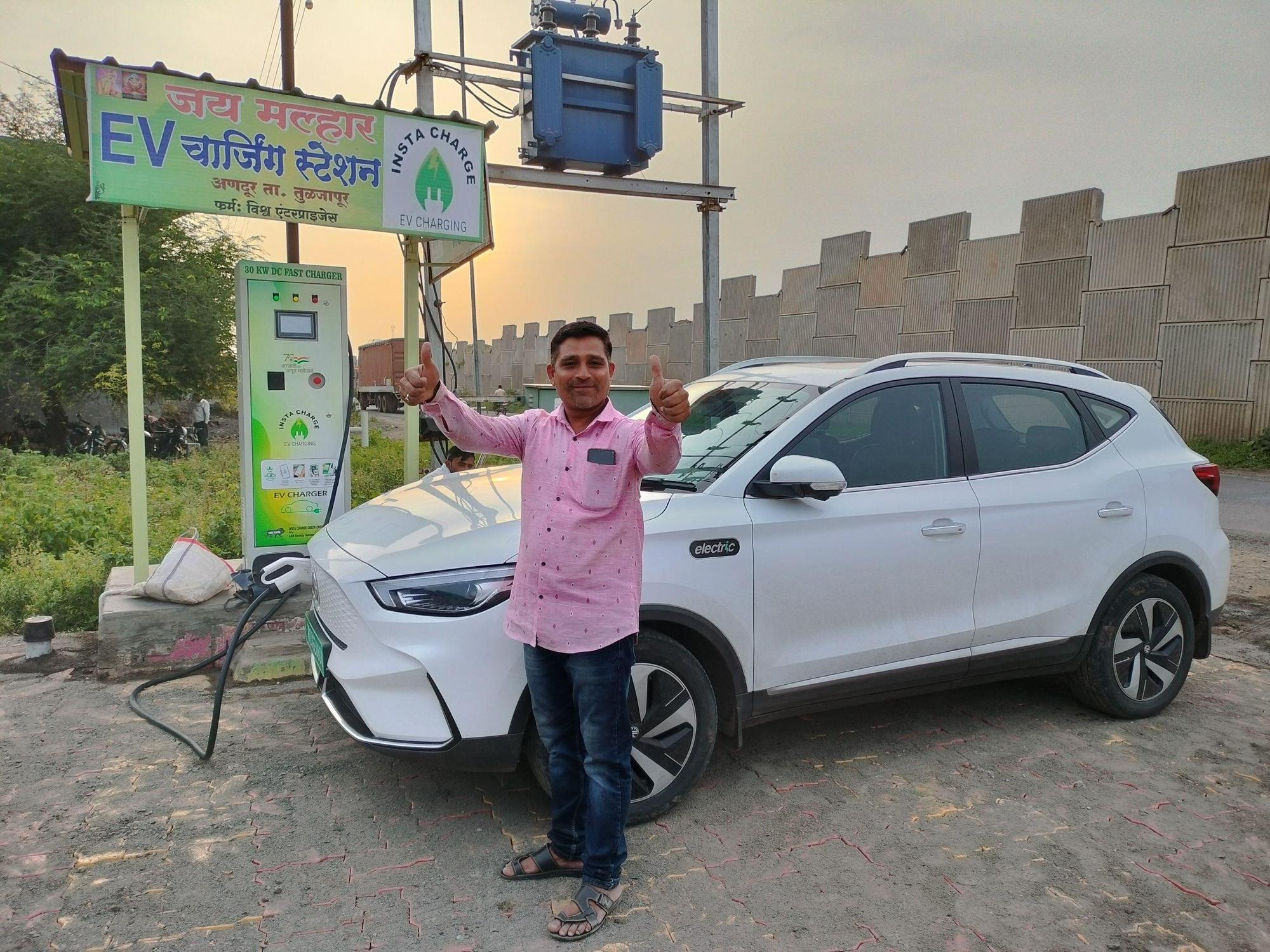 Life Line Hospital | Anadur, MH | EV Station