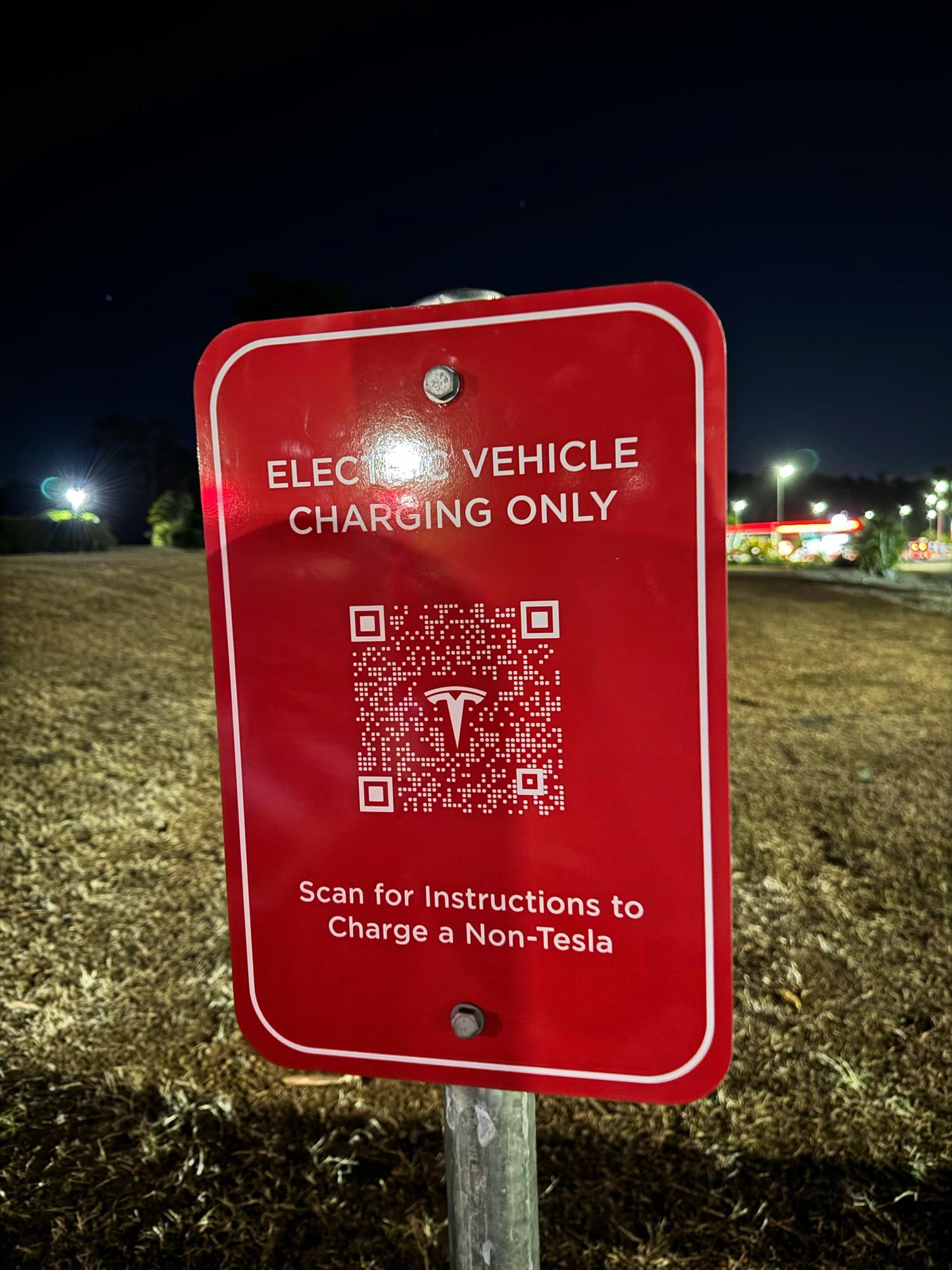 Comfort Hotel Parklands Calliope | Calliope, QLD | EV Station