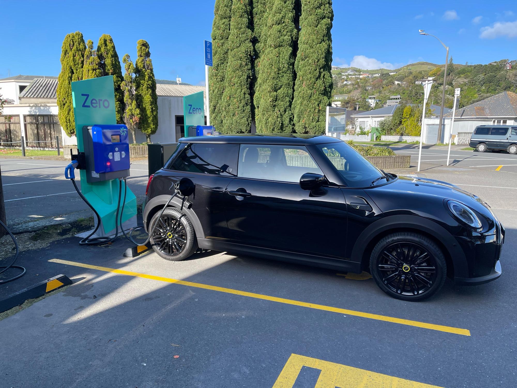 Mervyn Kemp (Tawa) Library | Wellington, Wellington | EV Station