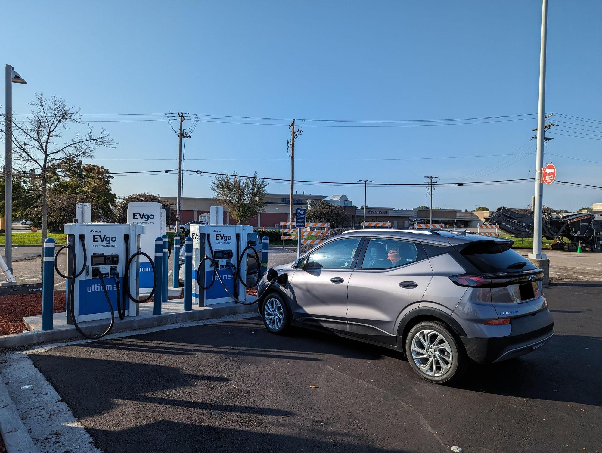 Target Roseville | Roseville, MN | EV Station