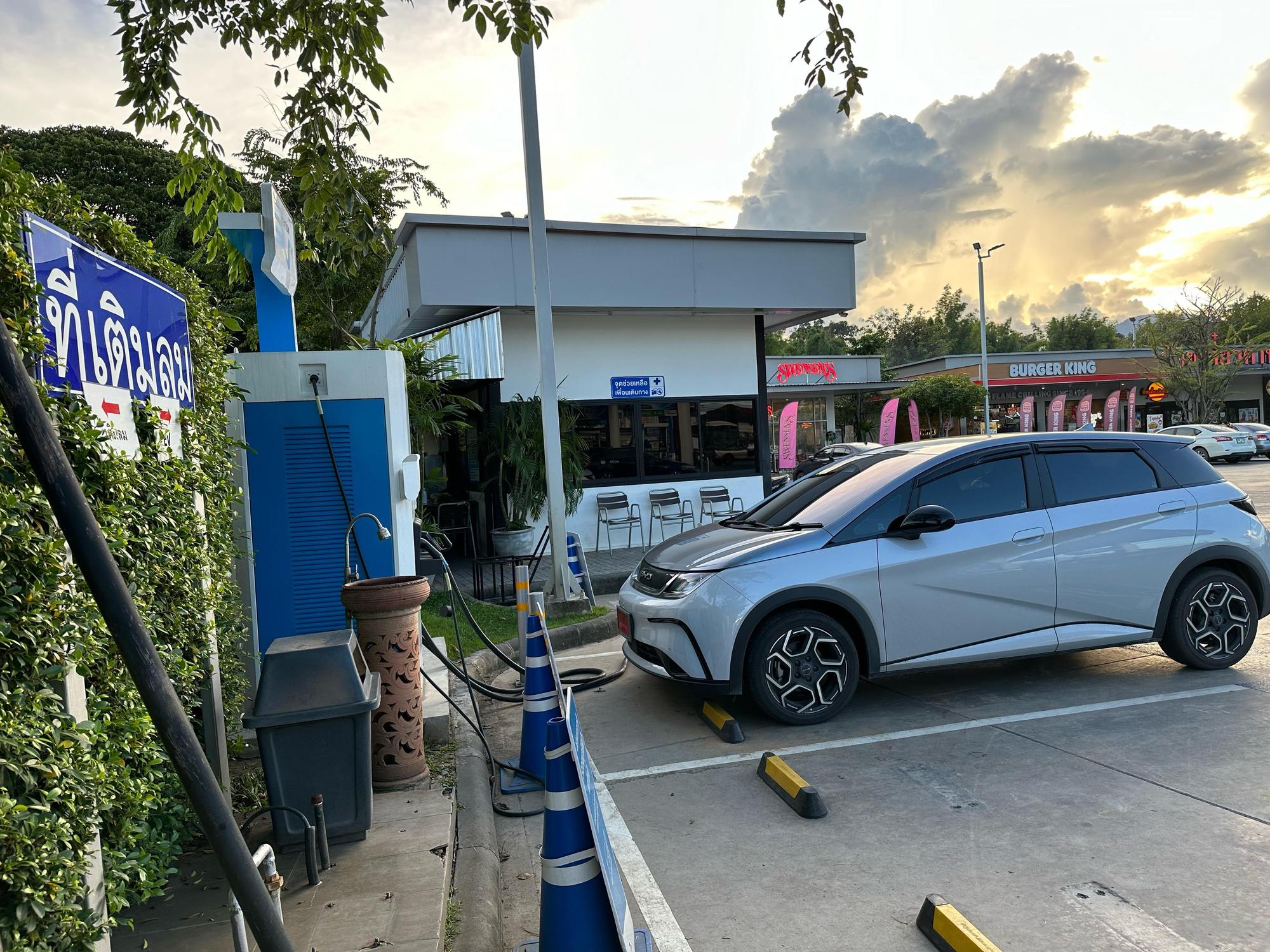 PTT Station Pluz Mae Rim | Tambon Rim Tai, จ.เชียงใหม่ | EV Station