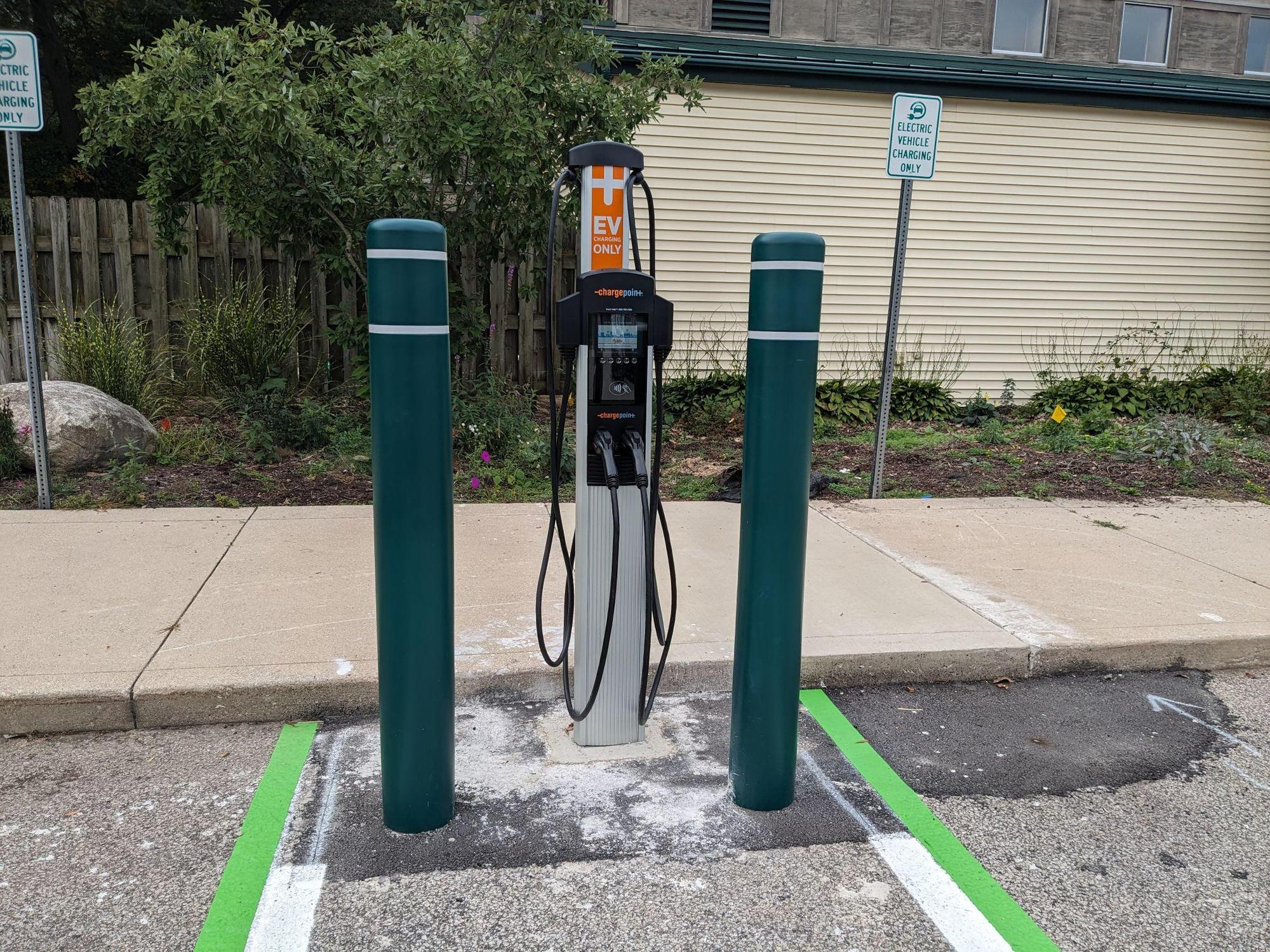 Rieth Interpretive Center | Goshen, IN | EV Station