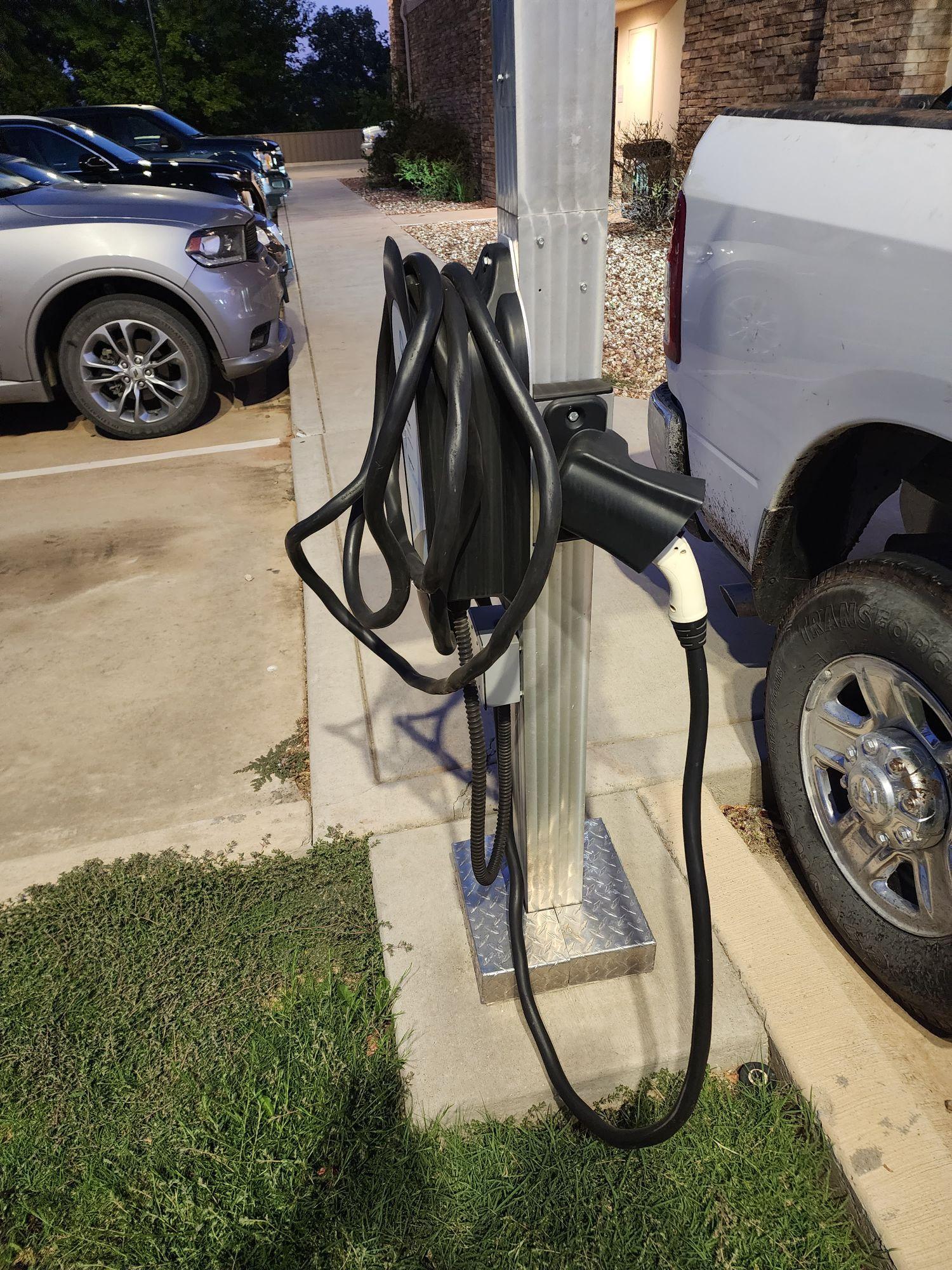 Best Western | Pauls Valley, OK | EV Station