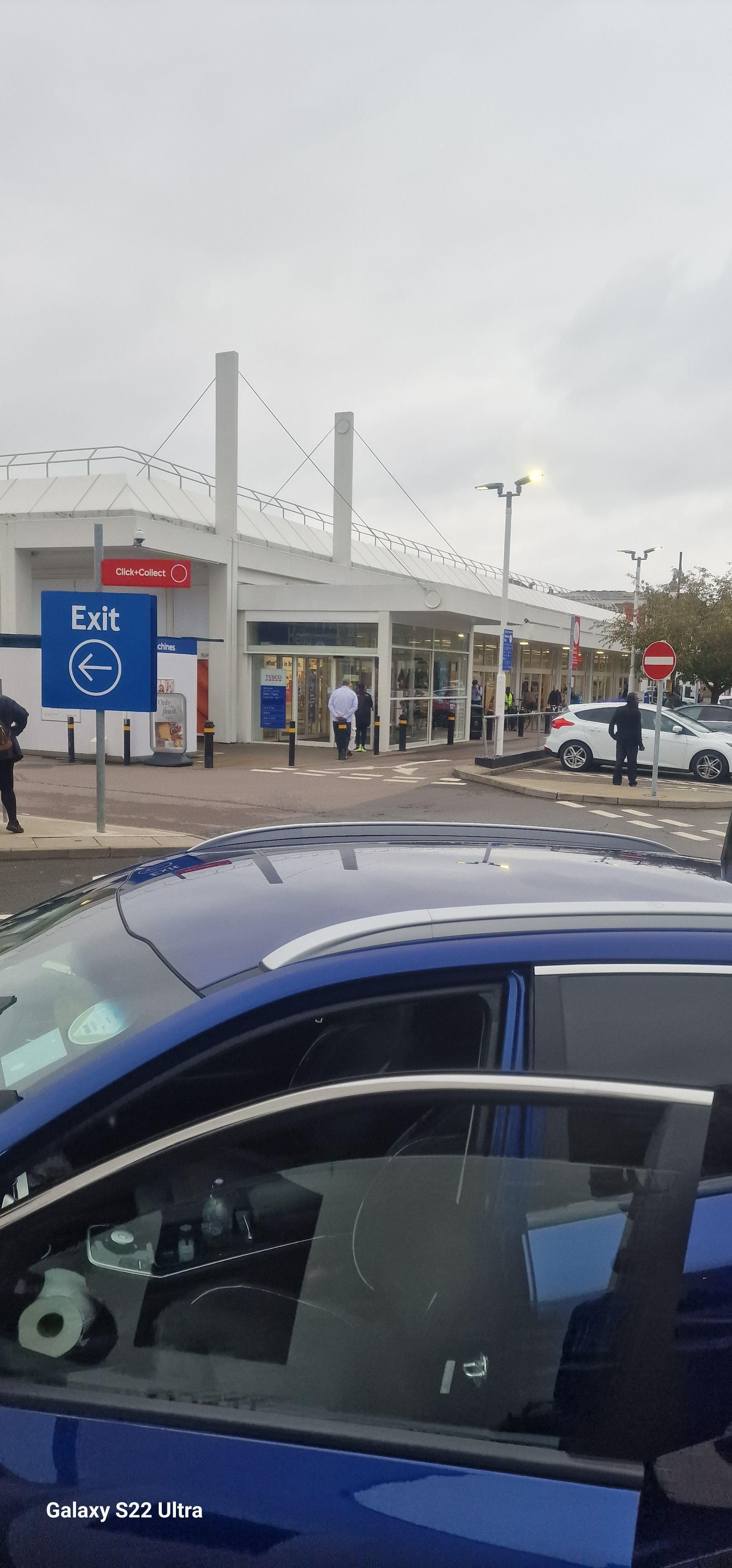 Tesco Superstore Brixton | 13 Acre Ln, Brixton Hill, London SW2 5RS, UK ...