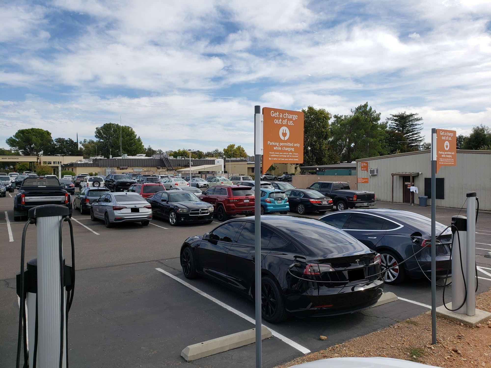 St Elizabeth Community Hospital | Red Bluff, CA | EV Station