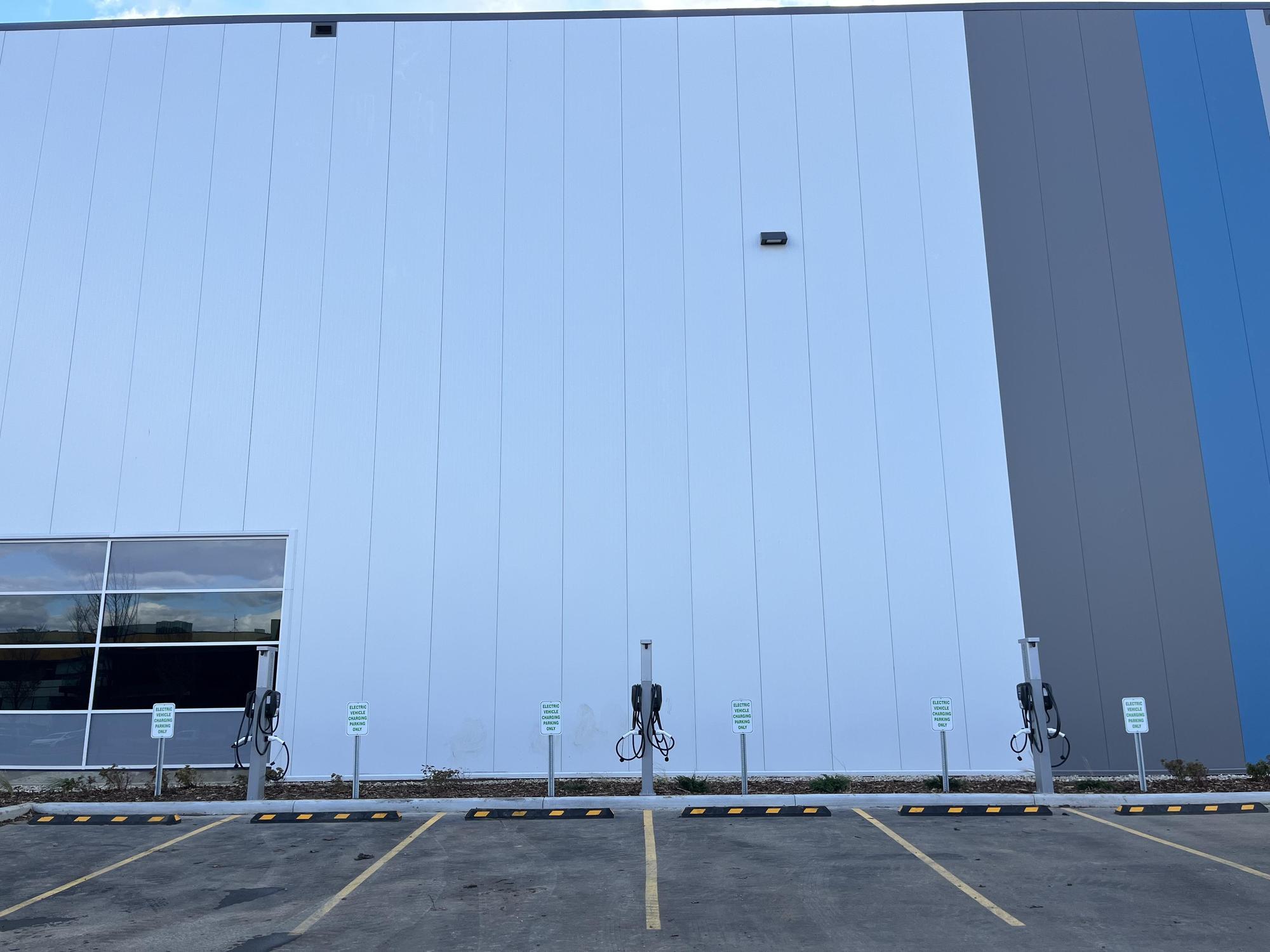 Northport III | Edmonton, AB | EV Station