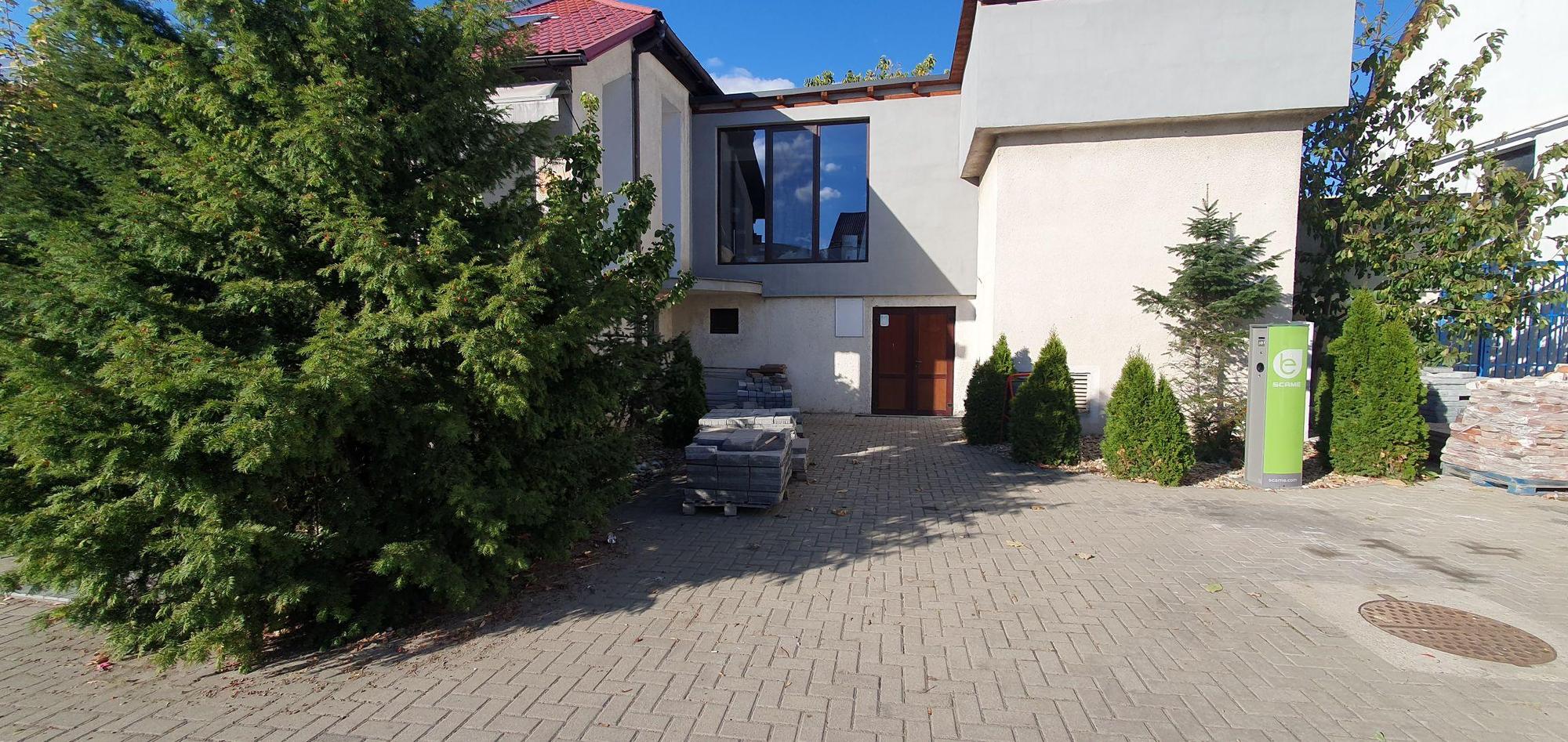 Electric Up 2x 22kw Ac | Arad, AR | EV Station